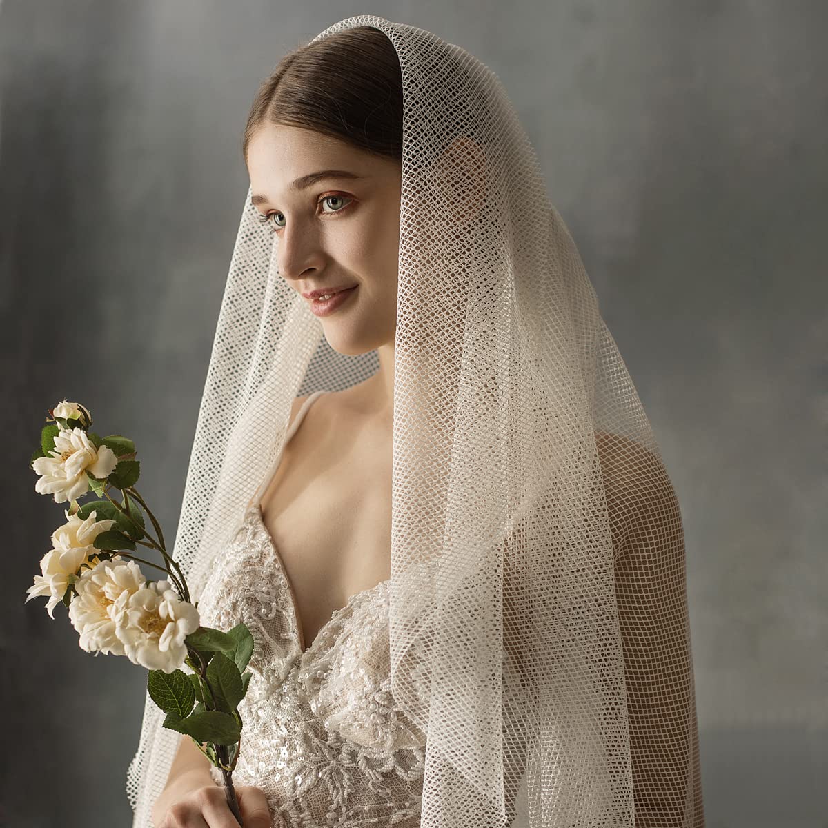 Wedding Accessory Luxurious Chapel Wedding Bridal Veil Two-Layer Cut Edge Spandex Long Floor Train Marriage Party Bride to Be Veil (Color : Off White)