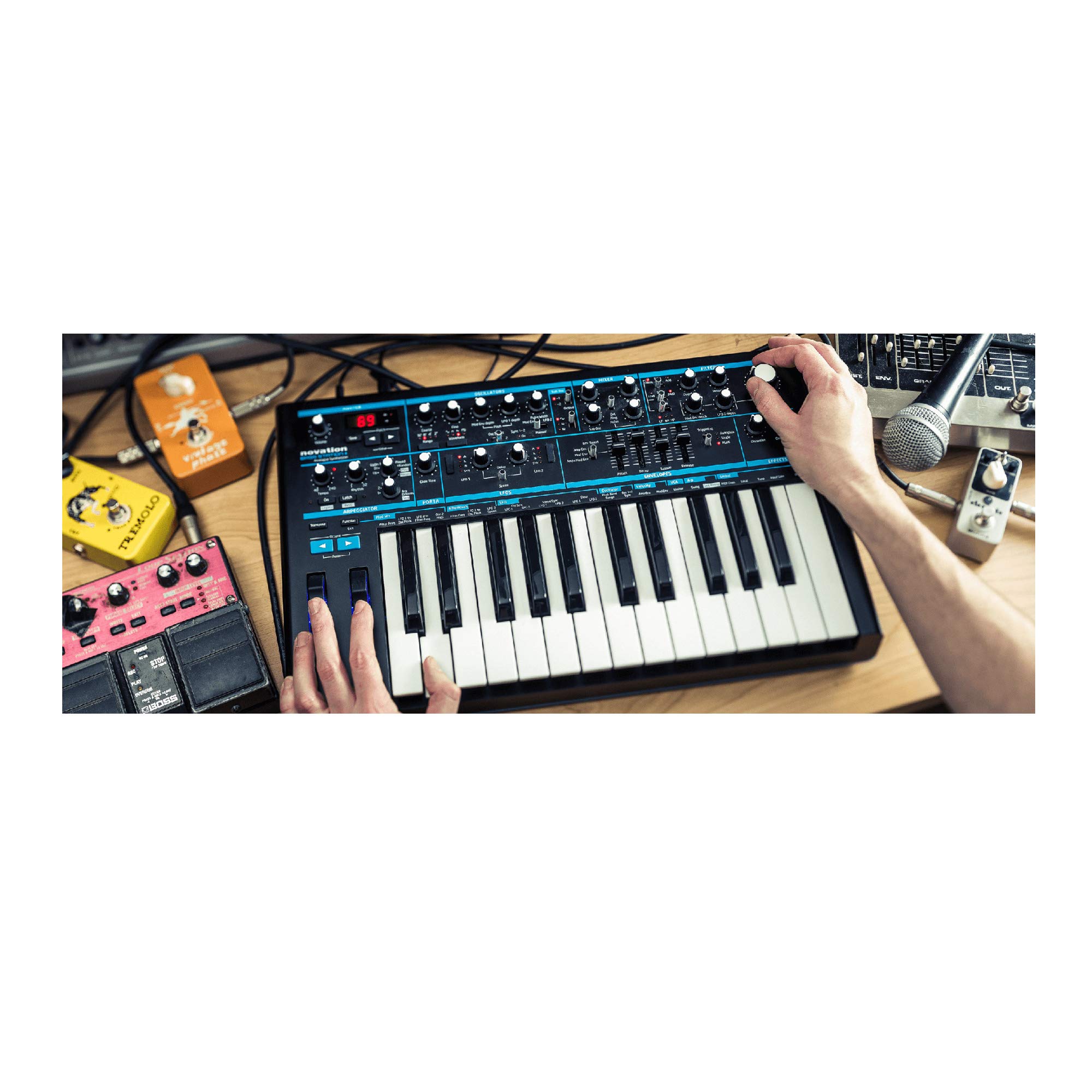 Novation Bass Station II Analog Synthesizer Bundle with Closed-Back Studio Monitor Headphones, Laptop Stand, and 4-Port USB 3.0 Hub (4 Items)