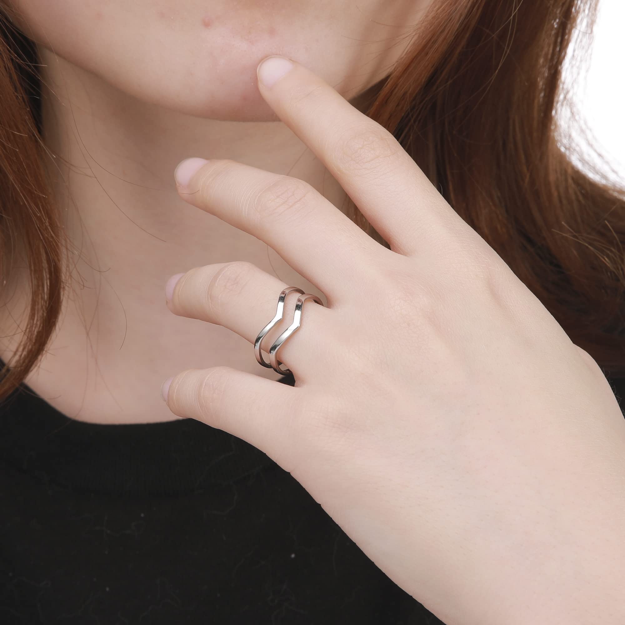 TEAMER Simple Geometric Wave Ring Stainless Steel Party Finger Rings Jewelry for Women (Steel Color-Wave Design, 9)