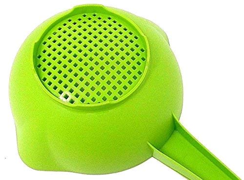 Tupperware Small 1 Quart Colander with Handle in Apple