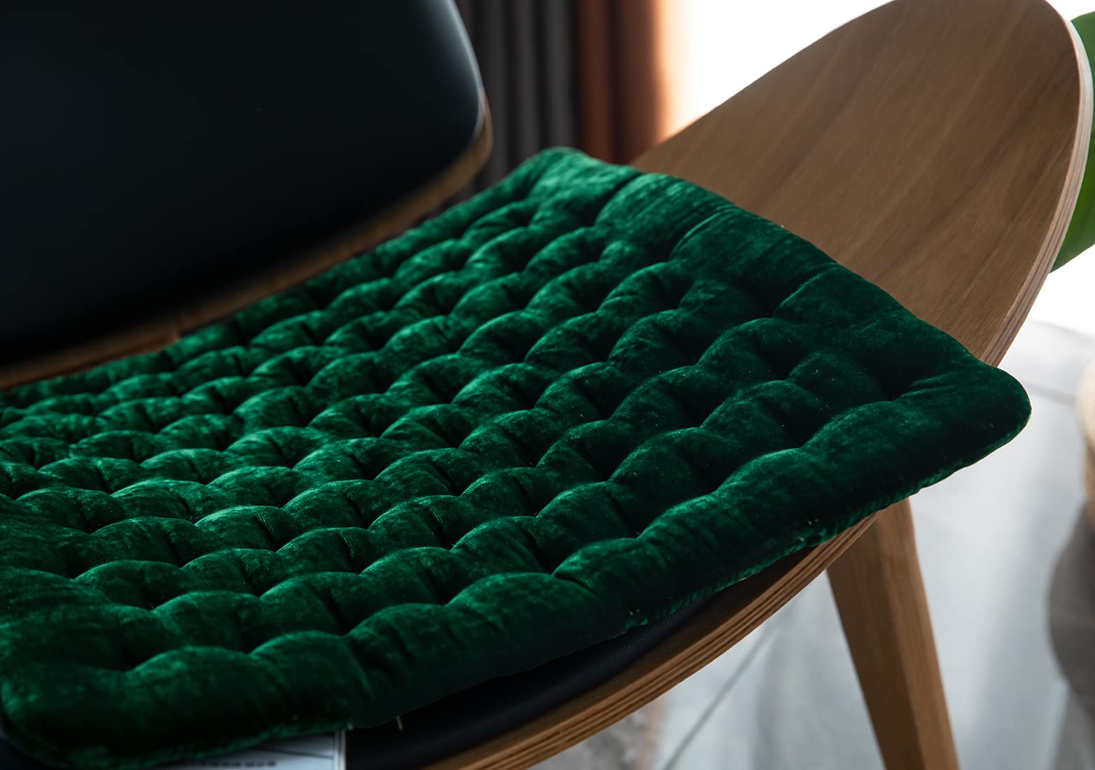 vctops Luxury Velvet Square Chair Pad Soft and Comfy Chair Cushion Tufted Indoor Seat Cushion Pillow Tatami (Dark Green,17"x17")