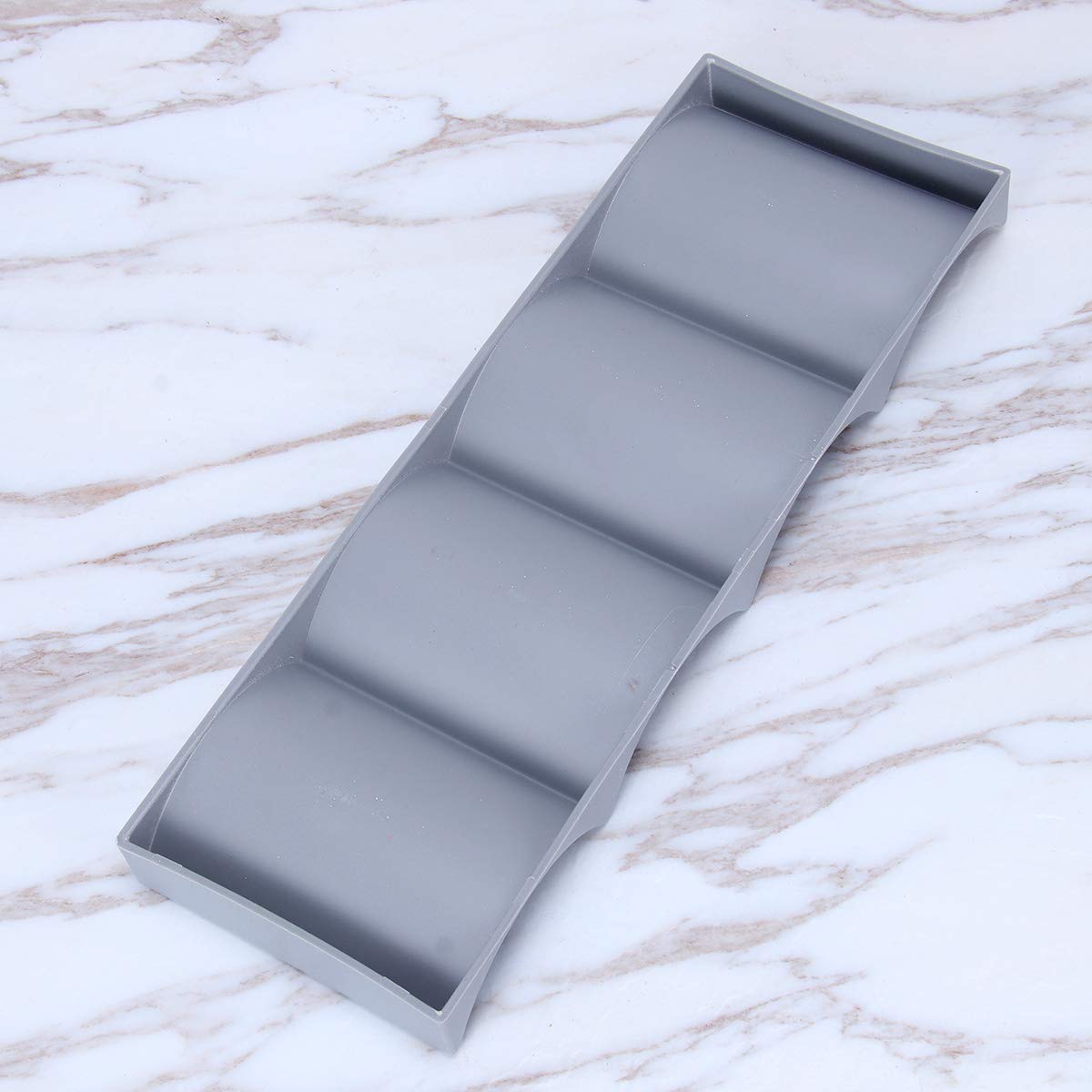 Yardwe European Style Wine Rack Plastic Wine Bottle Display Stacking Mat Can Easy Stacker Kitchen Cabinet Fridge Storage Rack (Dark Grey)