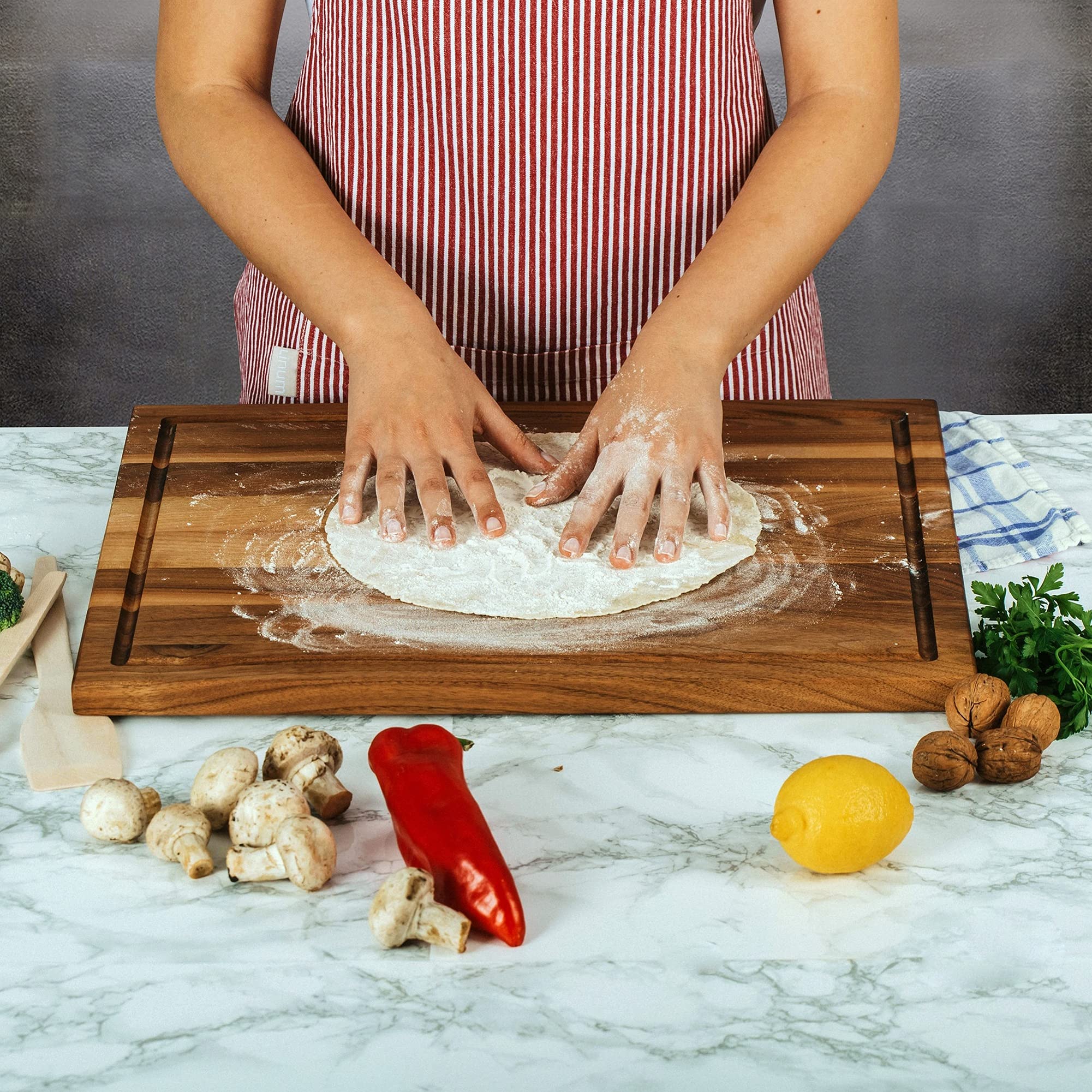 TeakCraft Large Walnut Cutting Board with Juice Grove, Chopping Board for Meat, Knife Friendly, Reversible, The Petra (20x15x1inch)