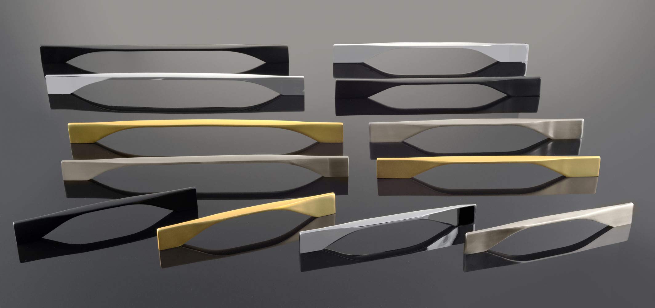 Richelieu Hardware BP9253320165 Creston Collection 11 3/8 in to 12 5/8 in (288 mm to 320 mm) Center Brushed Gold Contemporary Cabinet Pull