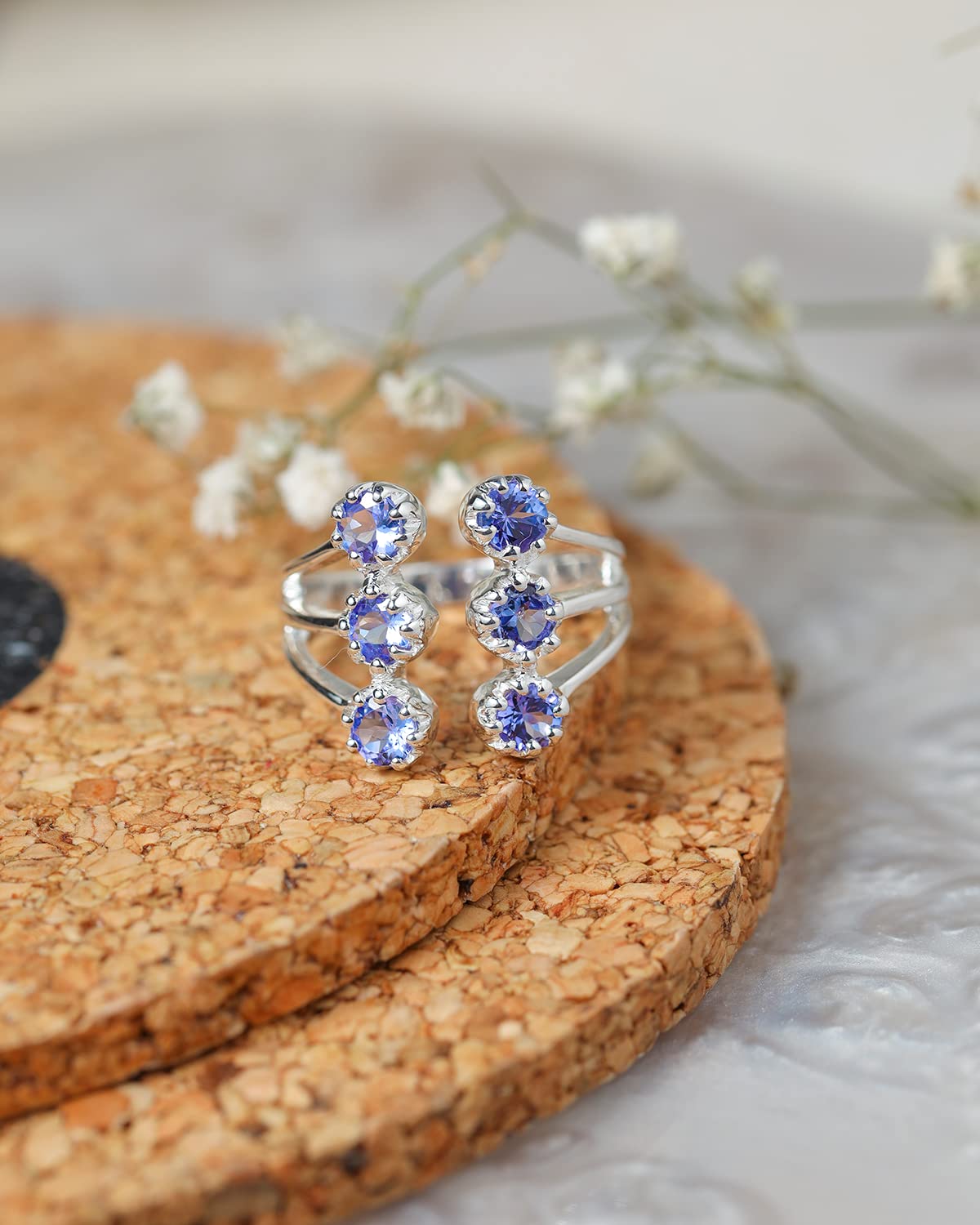 YoTreasure Stunning Tanzanite Solid 925 Sterling Silver Ring - Elegant Gemstone Jewelry