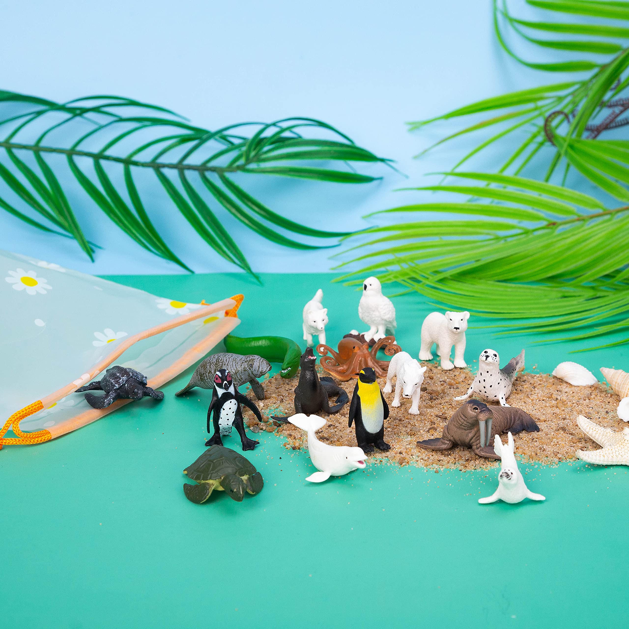 Polar and Sea Animals Figurines Playset 16 Pcs, Detailed Bear, Whale Figures, Walrus, Penguin Toy Set, Cake Toppers Birthday Gift for Kids