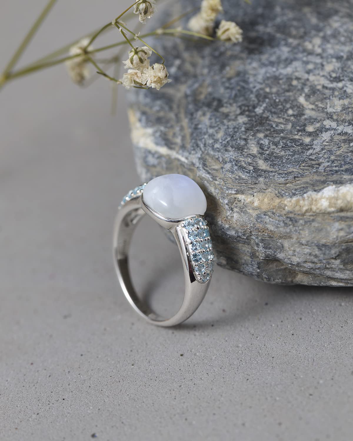 YoTreasure Moonstone Swiss Blue Topaz 925 Sterling Silver Engagement Ring Jewelry