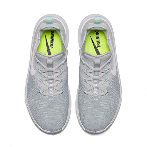 Nike Womens Free TR 8 Athletic Trainer Running Shoes Gray 10 Medium (B,M)