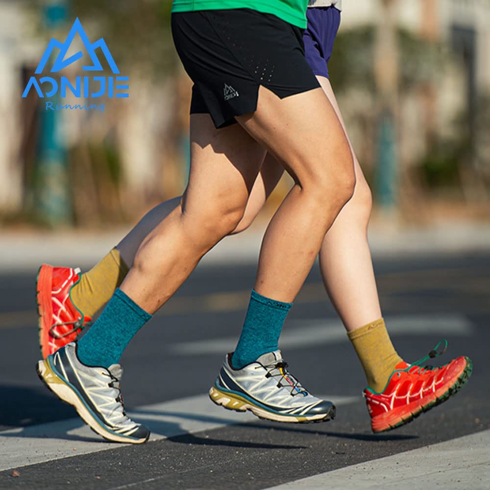 YOUGLE AONIJIE Hiking Toe Socks with Thickened Terry Lining Coolmax Five Finger Running Mid-Calf Socks Moisture Wicking Socks (L,2Pairs/Black, Blue)