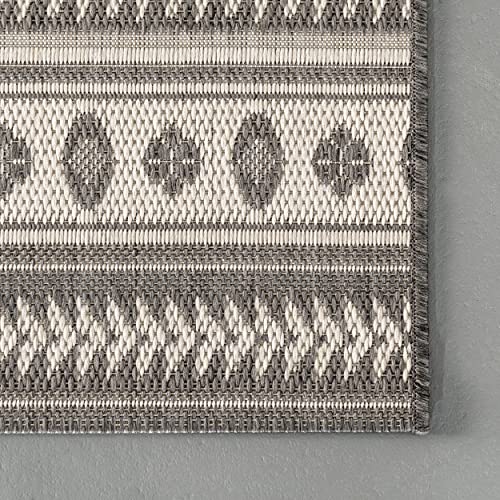nuLOOM Teofila Indoor/Outdoor Accent Rug, 3x5, Grey