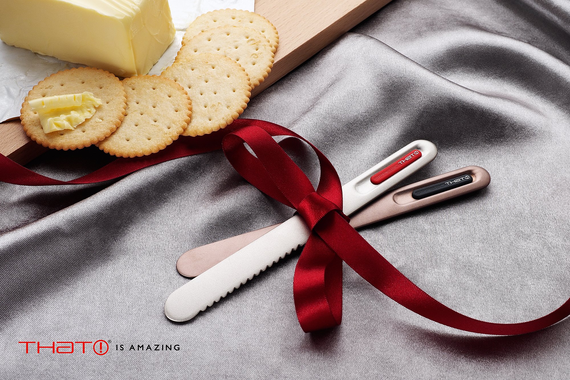 THAT! Spread That Serrated Warming Butter Knife, Copper, Black
