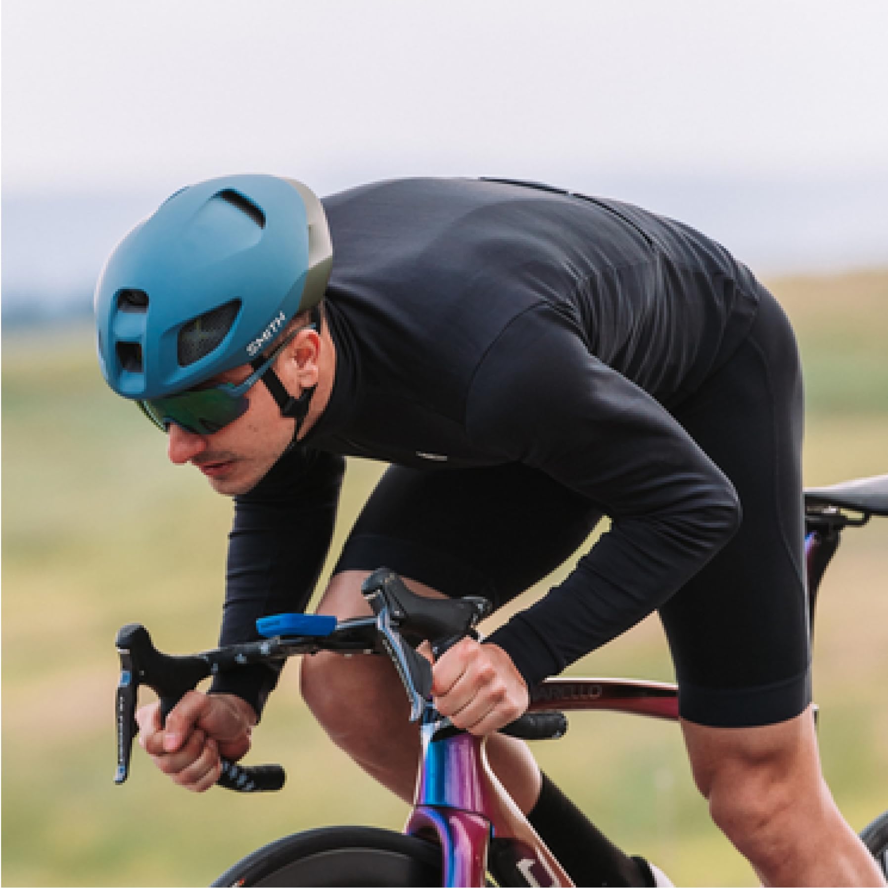 Smith Ignite Cycling Helmet โ Adult Road Bike Helmet with MIPS Technology + Zonal Koroyd Coverage โ Lightweight Impact Protection for Men & Women โ Black/Matte Cement, Large