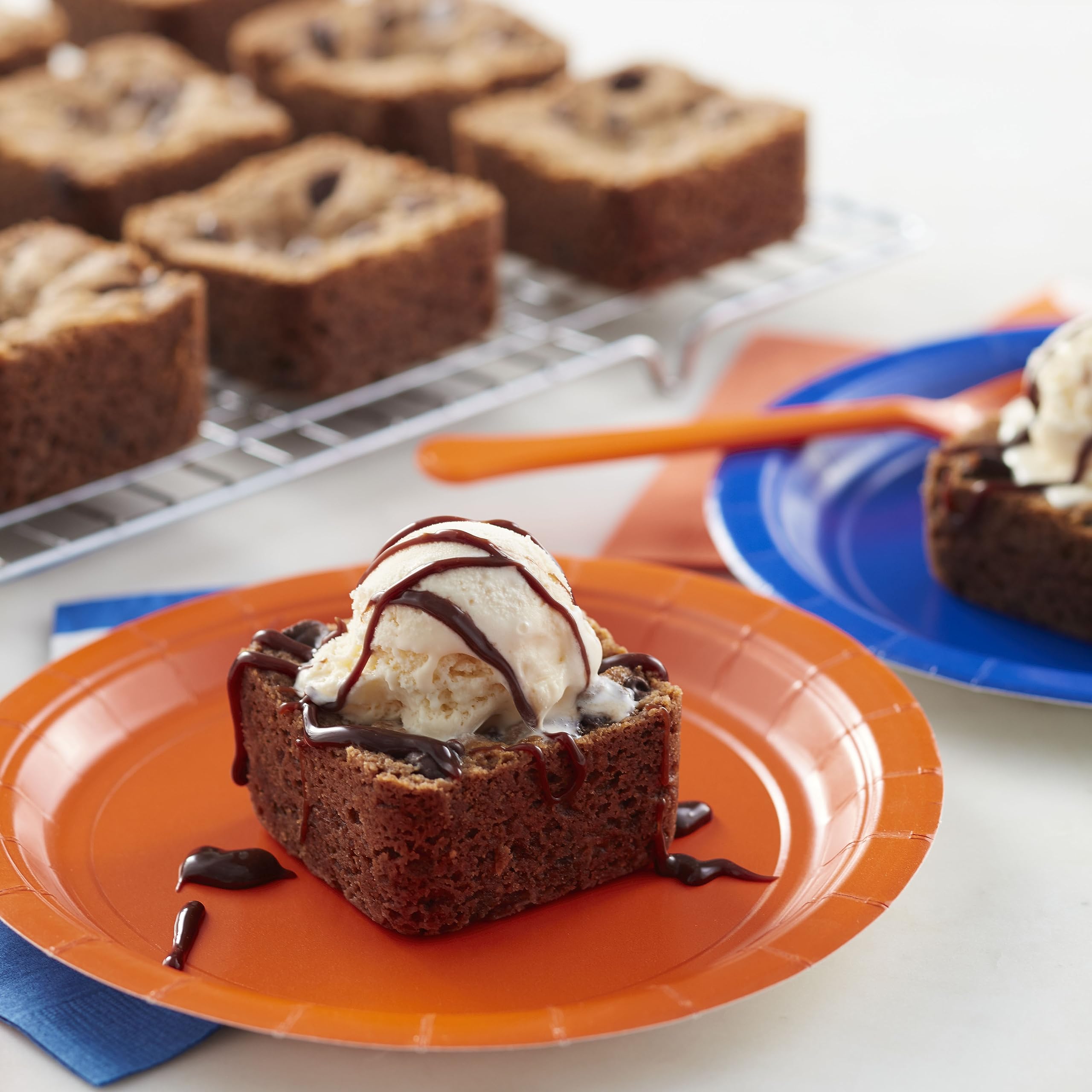 Wilton Brownie Bar Pan, 12-Cavity, Brownie Pan, Steel