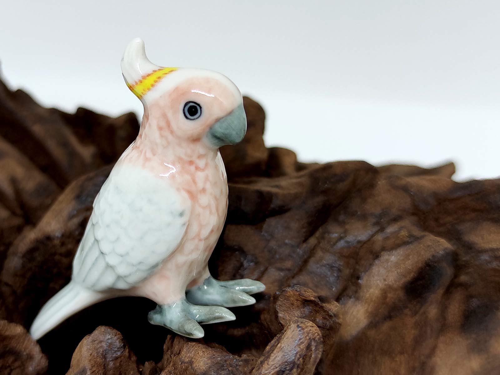 SSJSHOP Cockatoo Micro Tiny Dollhouse Figurines Hand Painted Ceramic Animals Bird Collectible Gift Home Garden Decor (Cockatoo)