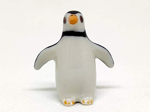 SSJSHOP Penguin Tiny Dollhouse Figurines Ceramic Hand Painted Animals Collectible Small Gift Home Garden Decor (V1)
