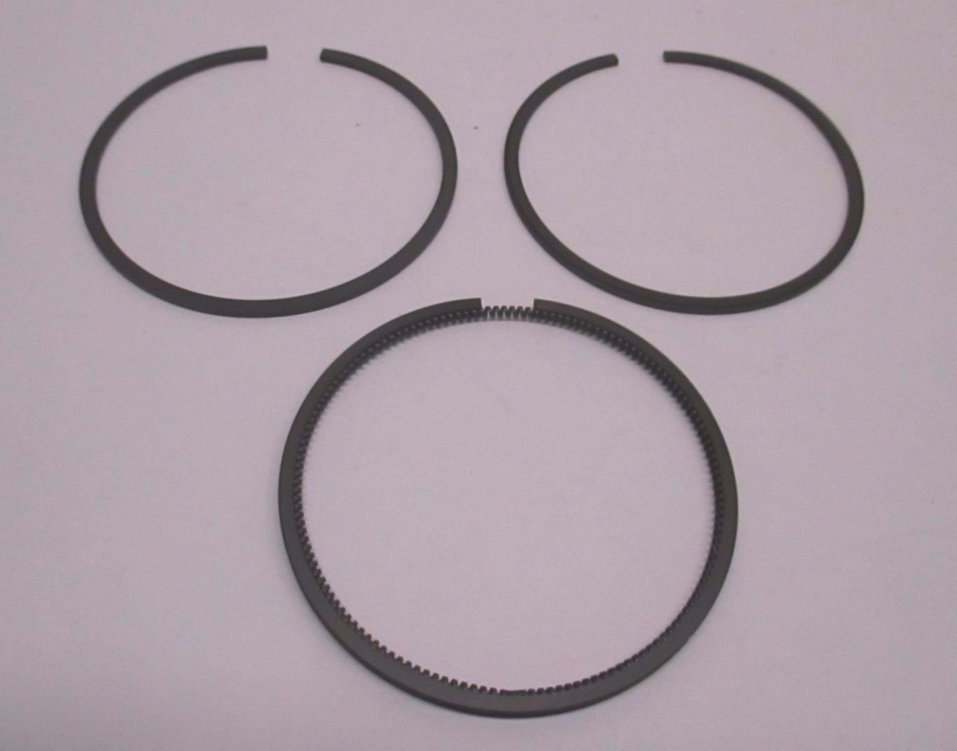 Tecumseh 40006 Lawn & Garden Equipment Engine Piston Ring Set Genuine Original Equipment Manufacturer (OEM) Part