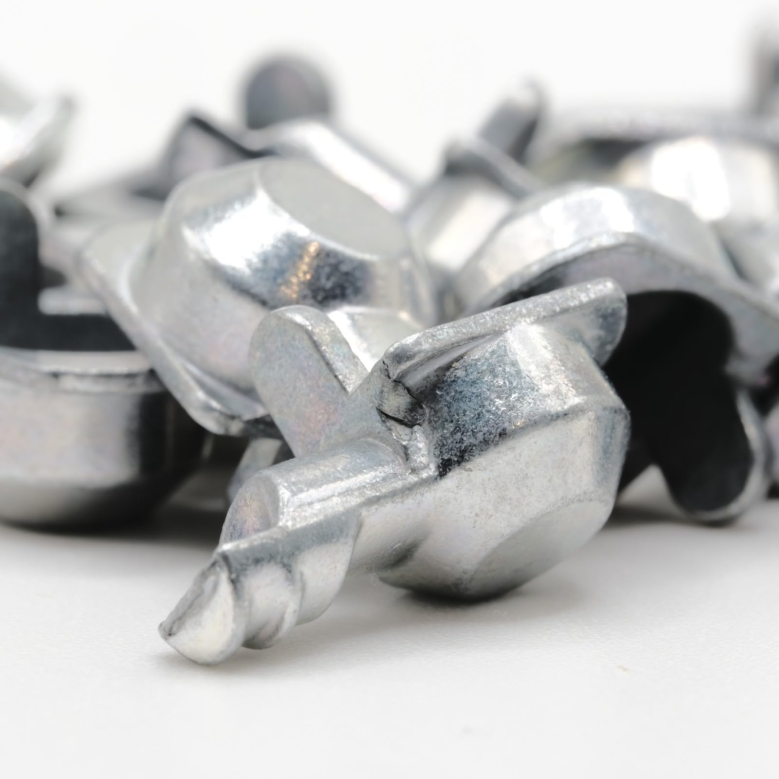 ReplacementScrews Shelf Support Pins Compatible with IKEA Part 121762 (Old Billy Bookshelf - pre 2013) - Zinc Alloy Die-Cast Shelf Pegs (Pack of 16)
