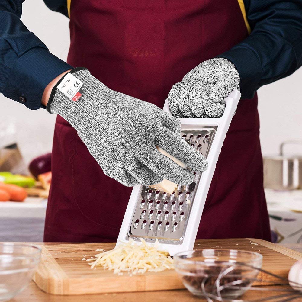 SZYIKUER Cut Resistant Gloves Food Grade Level 5 Hand Protection,Kitchen Cut Gloves (Medium(palm Diameter 3.35-3.75inch))