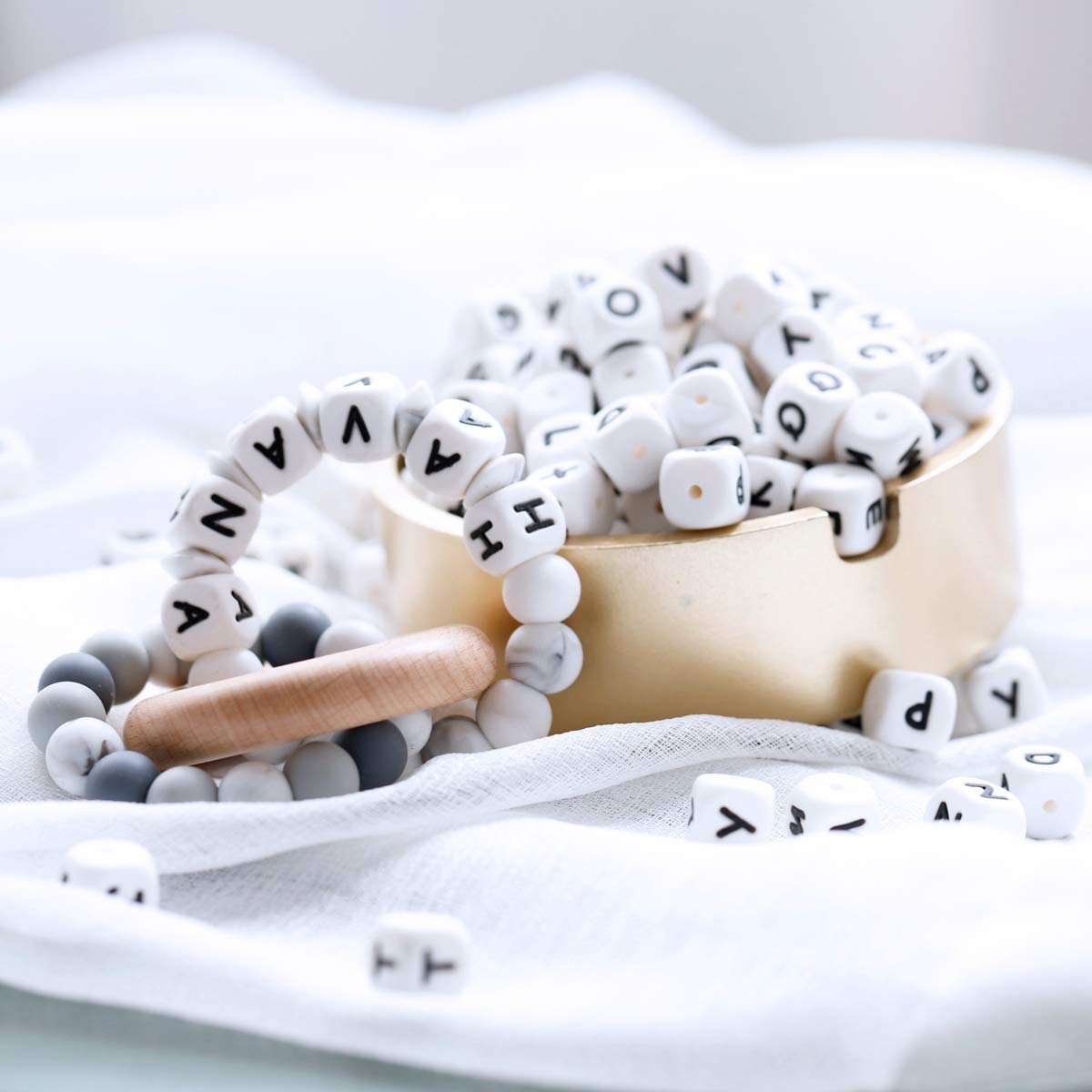 Promise Babe 104PC 12MM Letter Beads for DIY Necklace Bracelet Making Silicone Beads Baby Nursing Jewelry Accessory