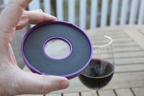 Wine Tapa Wine Glass Cover: Keep Bugs Out, Washable, Plastic, Outdoor, Drink Lid Marker for Glasses, Cans, Cups, Stemless Drinkware (Hot Pink)