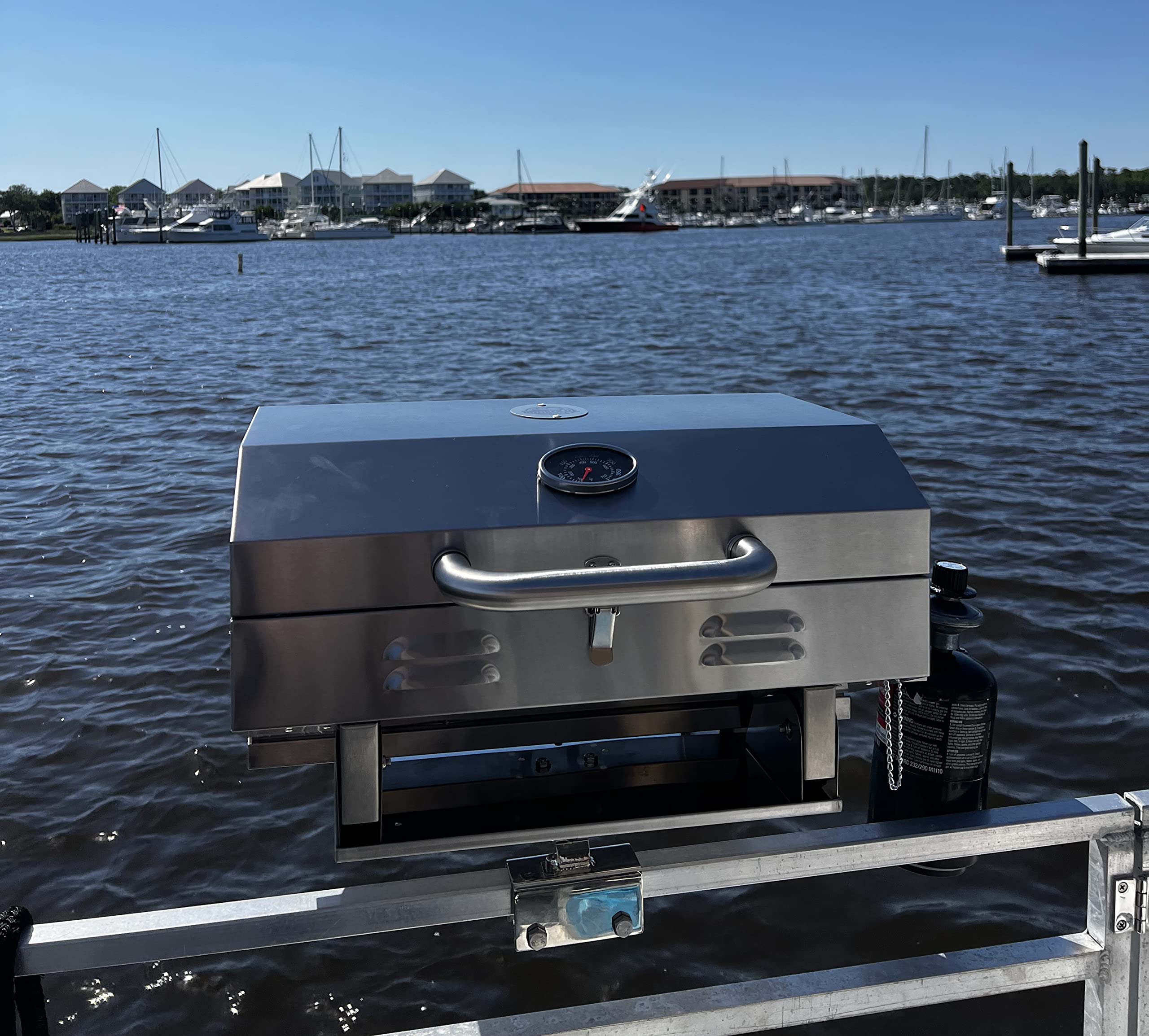 Pontoon Boat Grill - Adjustable Railing Mount - Fits 1 1/4″ Square Rail - Stainless Steel