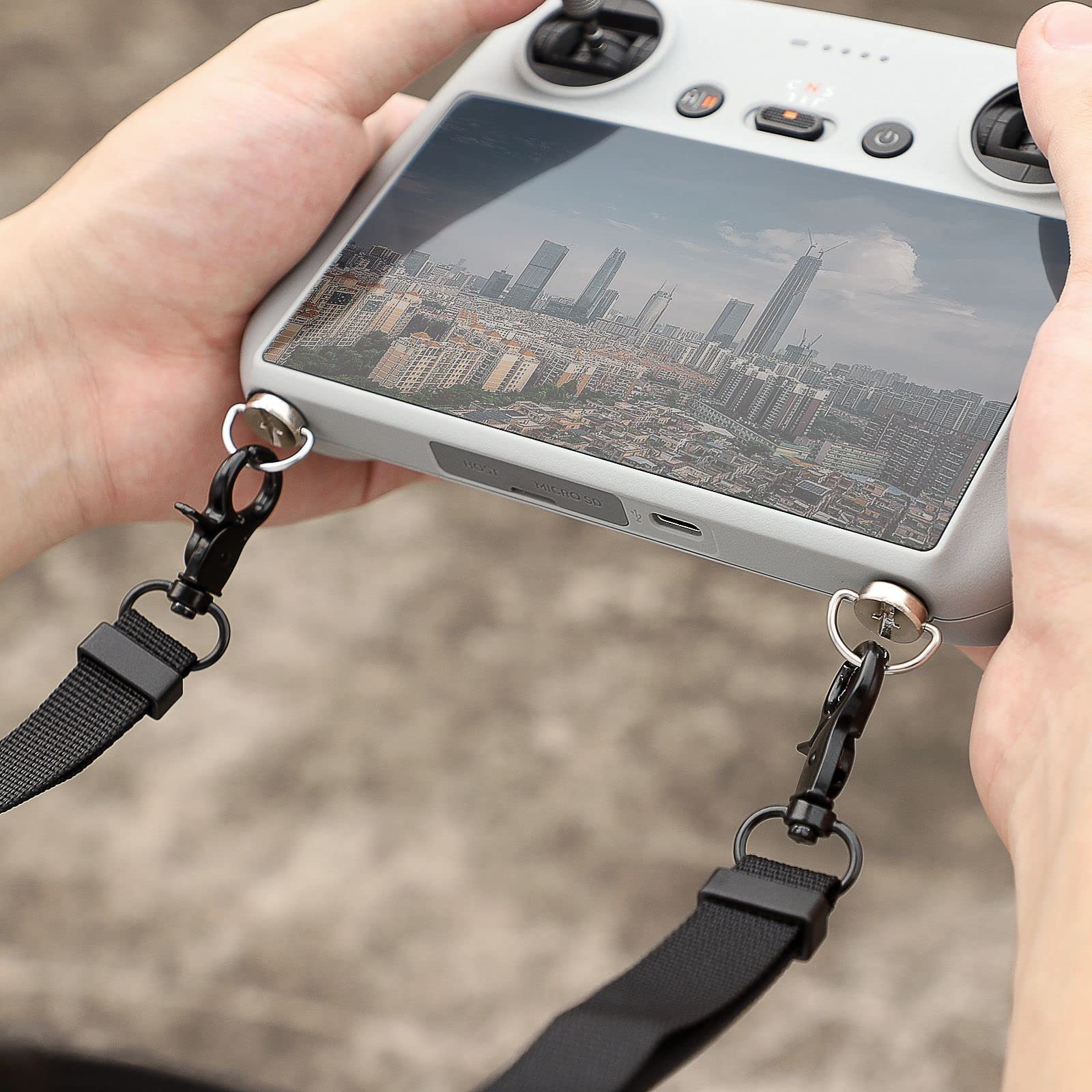 Original RC Controller - High-performance remote control for DJI Mavic 3 and DJI Mini 3 Pro, O3+ image transmission support, transmission distance up to 15 km, with Lanyard and screen tempered film