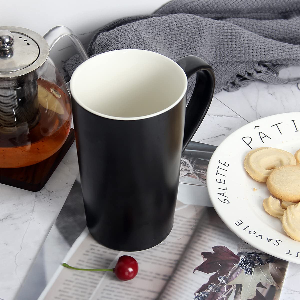 Smilatte 20 Ounces Extra Large Coffee Mug, M007 Plain Tall Big Ceramic Tea Cup with Handle for Dad Men, Black