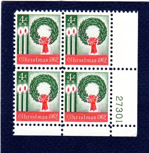 Postage Stamps United States. Plate Block #27301 of Four 4 Cents Green & Red, Wreath and Candles, Christmas Issue, Stamps Dated 1962, Scott #1205.