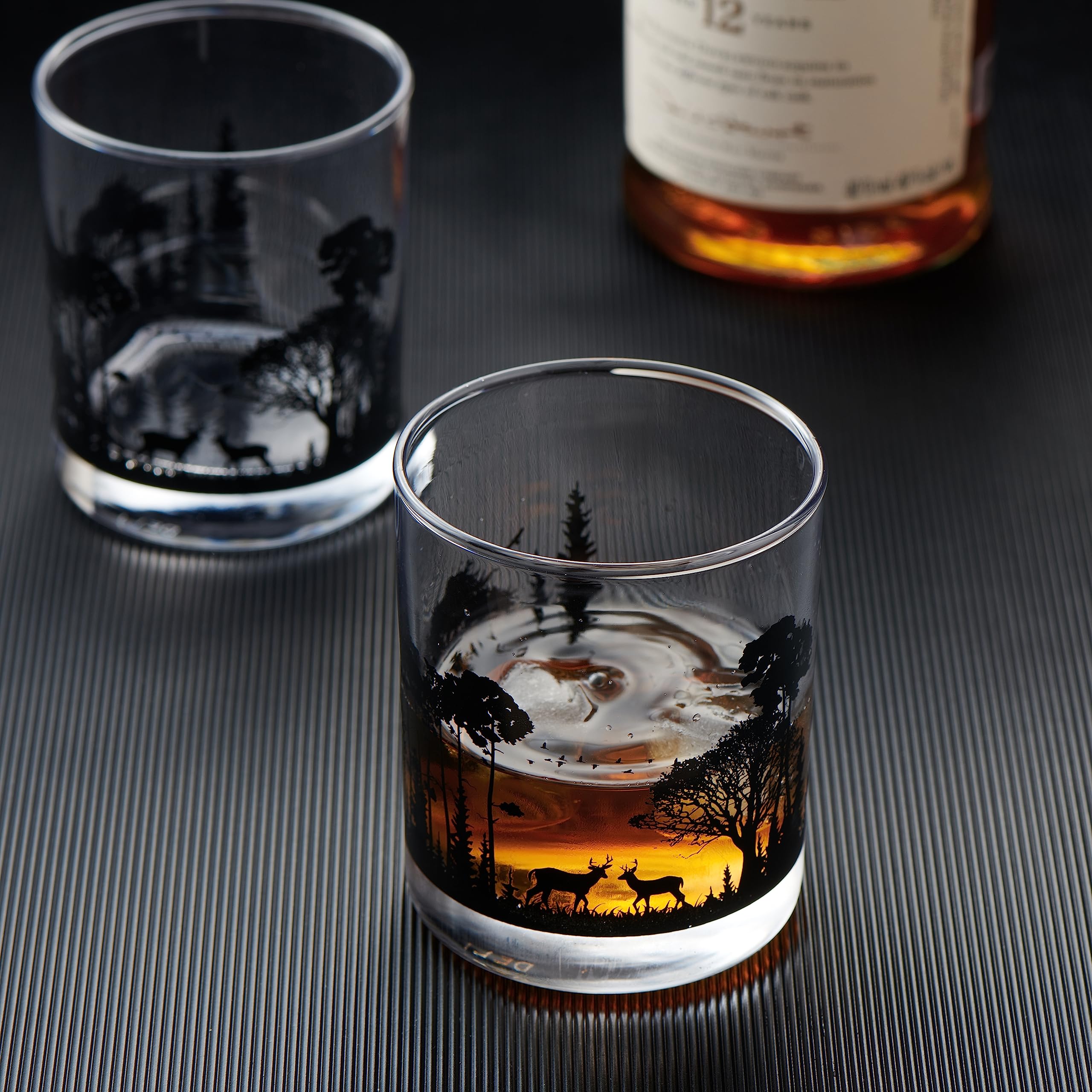 Whiskey Glasses set of 2 glasses bourbon glass Old Fashioned Glasses Barware for Scotch, Bourbon, Liquor and Cocktail Drinks