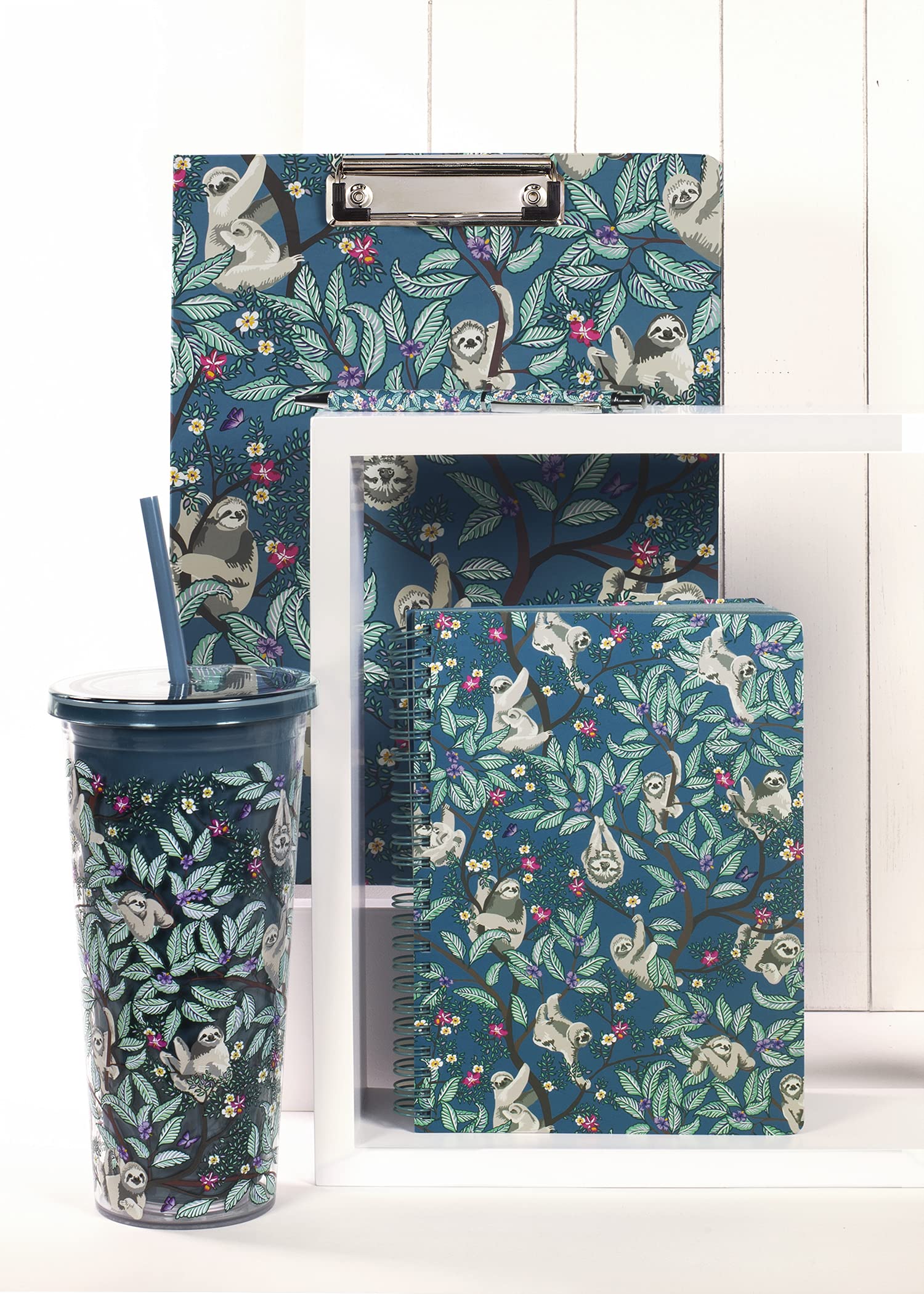 Vera Bradley Travel Tumbler with Lid and Straw, 24 Ounce Insulated Cup, Plastic Double Wall Tumbler, Hanging Around (Sloths)