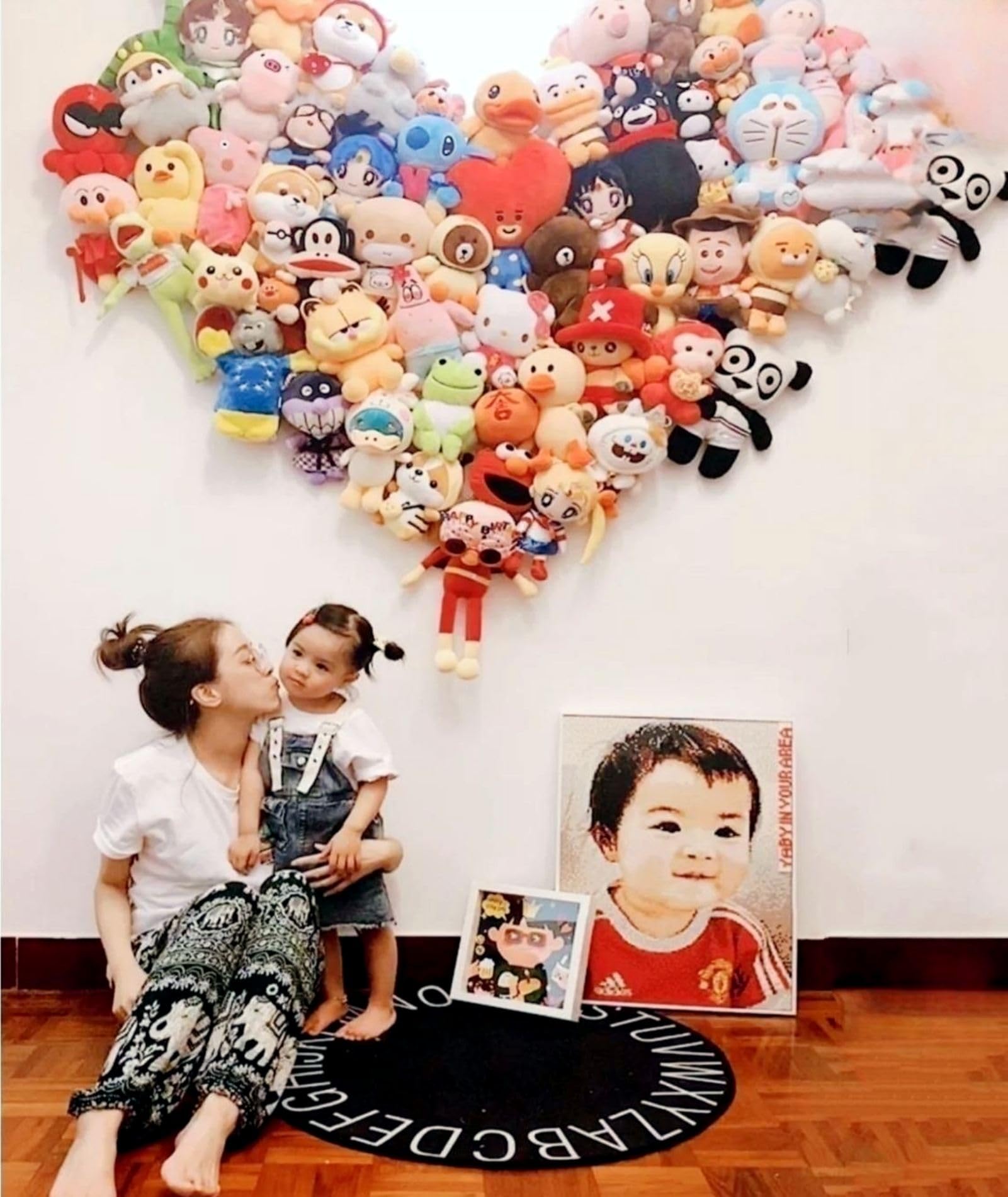 ShaKaLa Stuffed Animal Storage Holder Display Ideas, Hanging Nursery Storage Organizer for Your Plushie Pets with LED Lights 19.69'' *19.69''