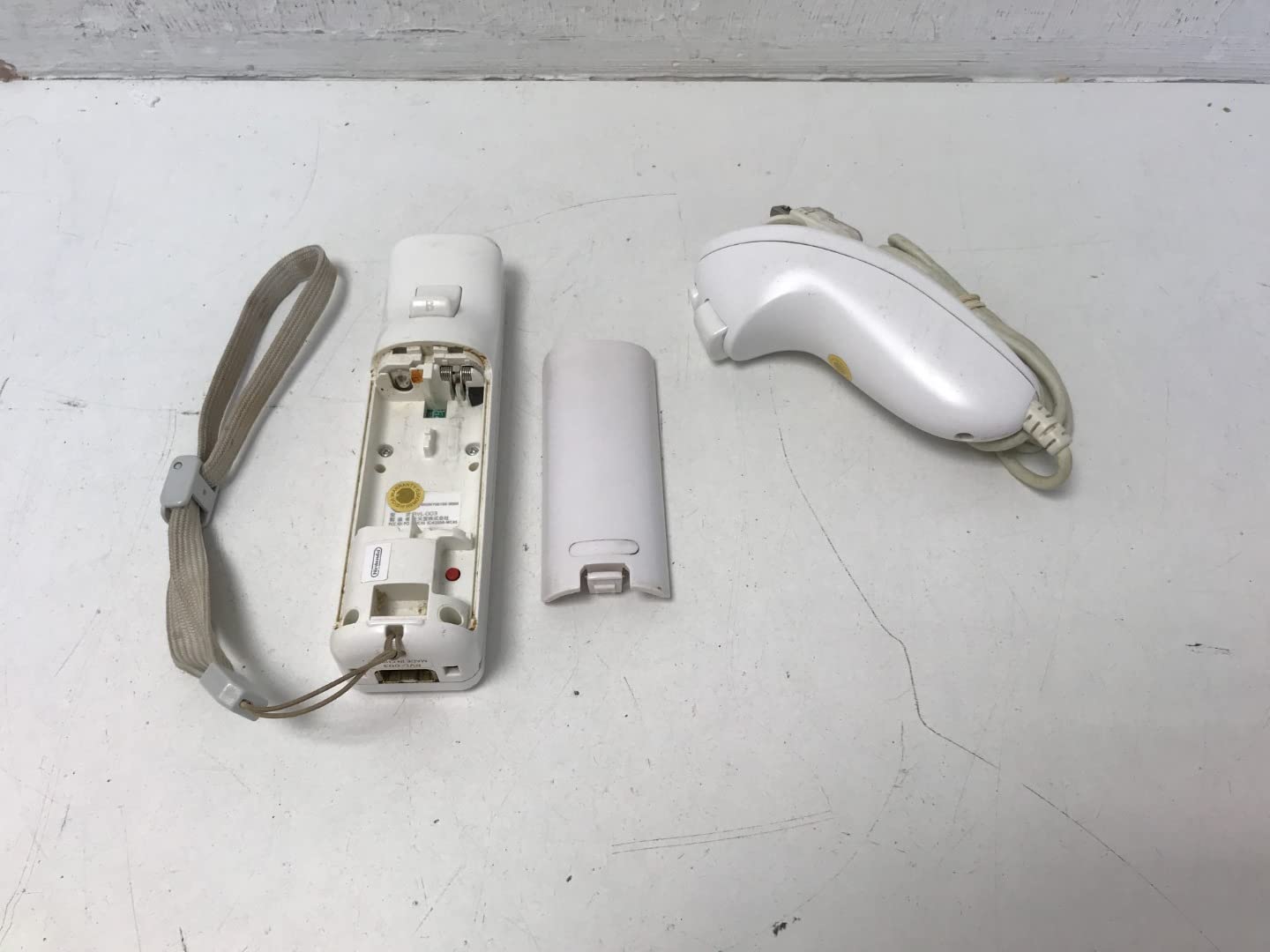 Nintendo Wii Console, White RVL-101 (NEWEST MODEL)