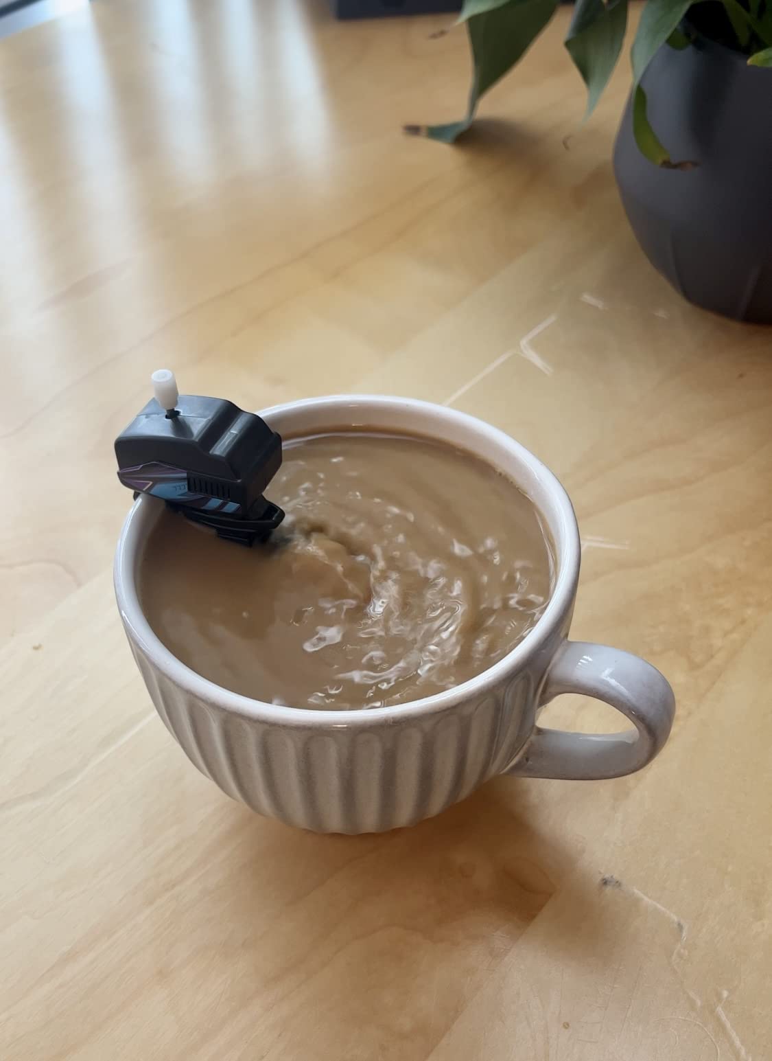 The MugBoat - Wind Up Motor Coffee Mug Mixer Fishing Boating Lover Gag Gift Fathers Day Present