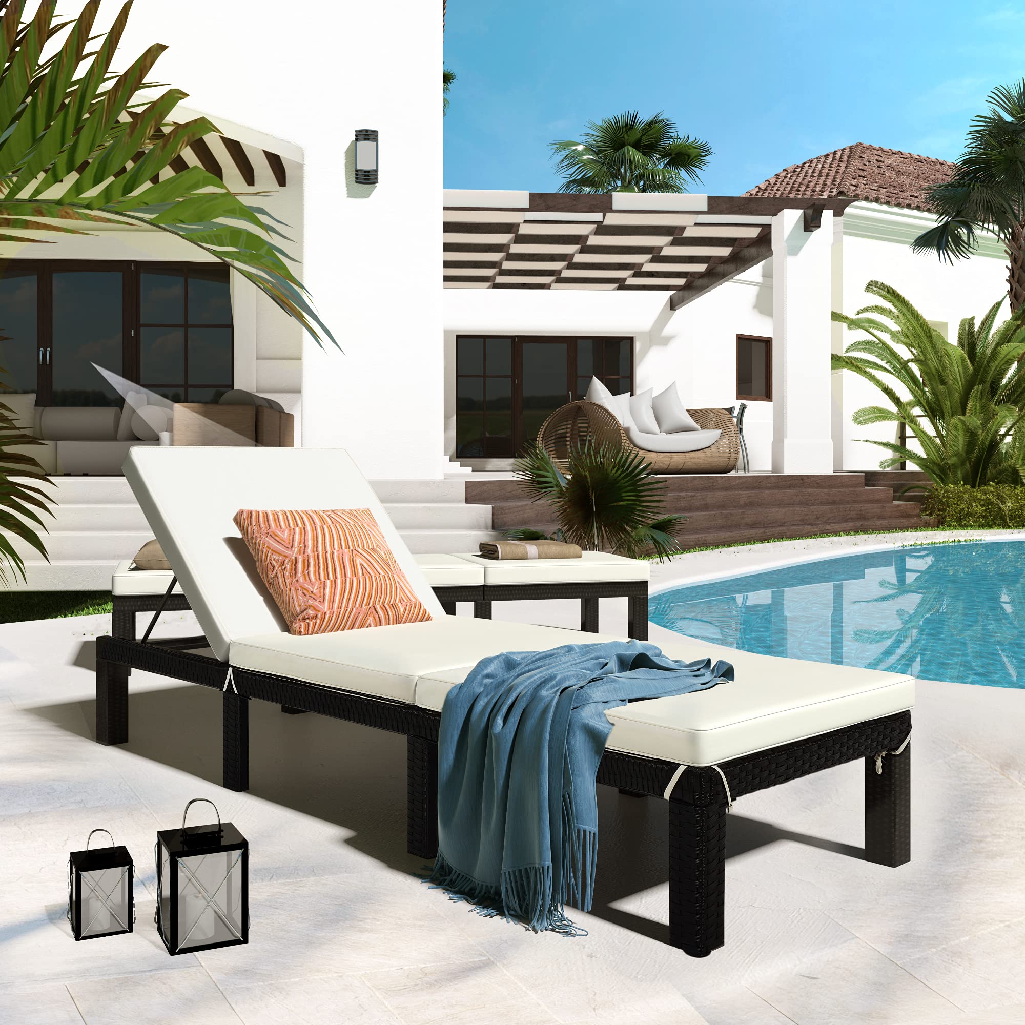 Outdoor Adjustable PE Rattan Wicker Chaise Lounge Chair Sunbed,with Adjustable Backrest. (Beige)