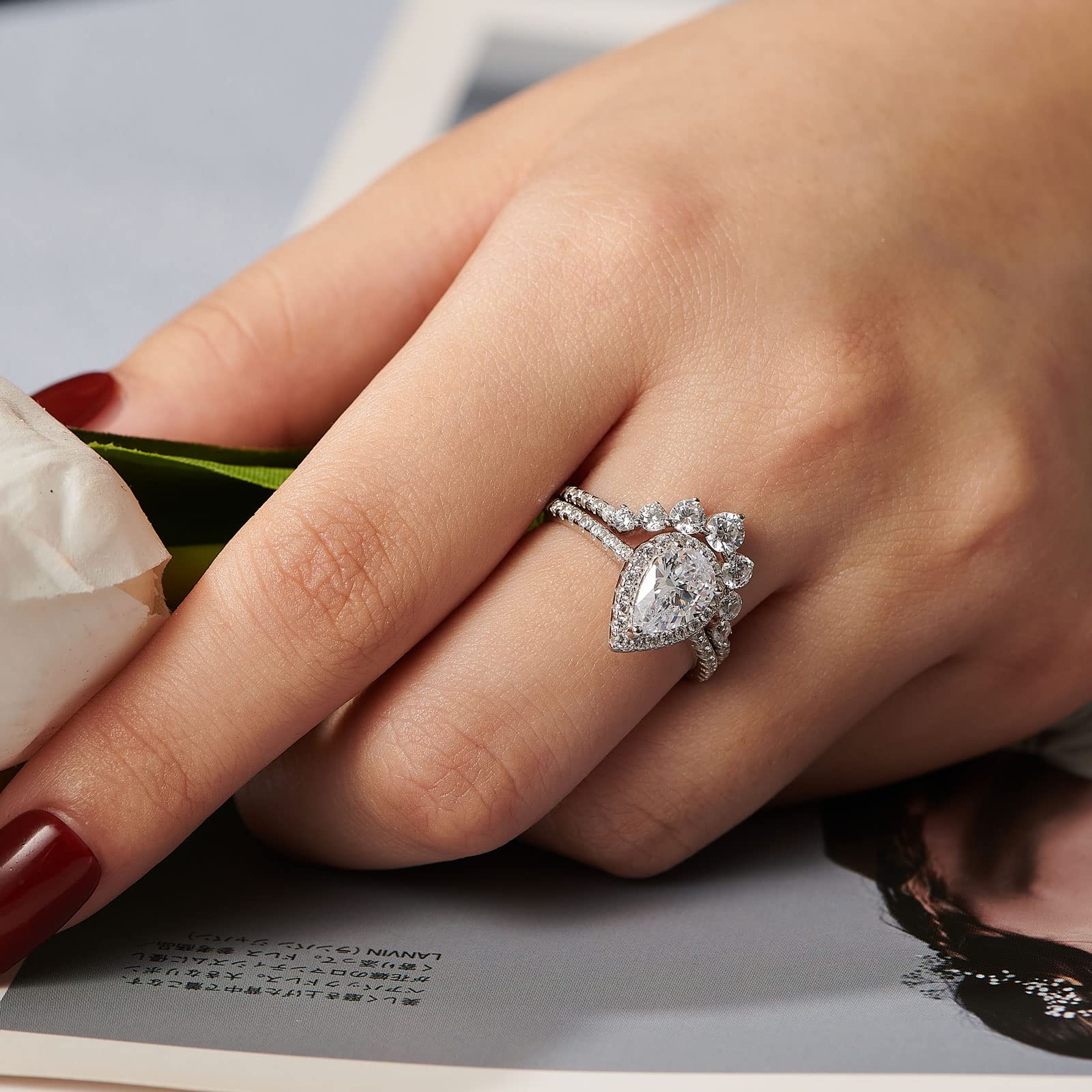 Wuziwen 2CT Vintage Engagement Rings Wedding Ring Set for Women Halo Bridal Ring Sets 925 Sterling Silver CZ (Pear Halo Silver, 6.5)