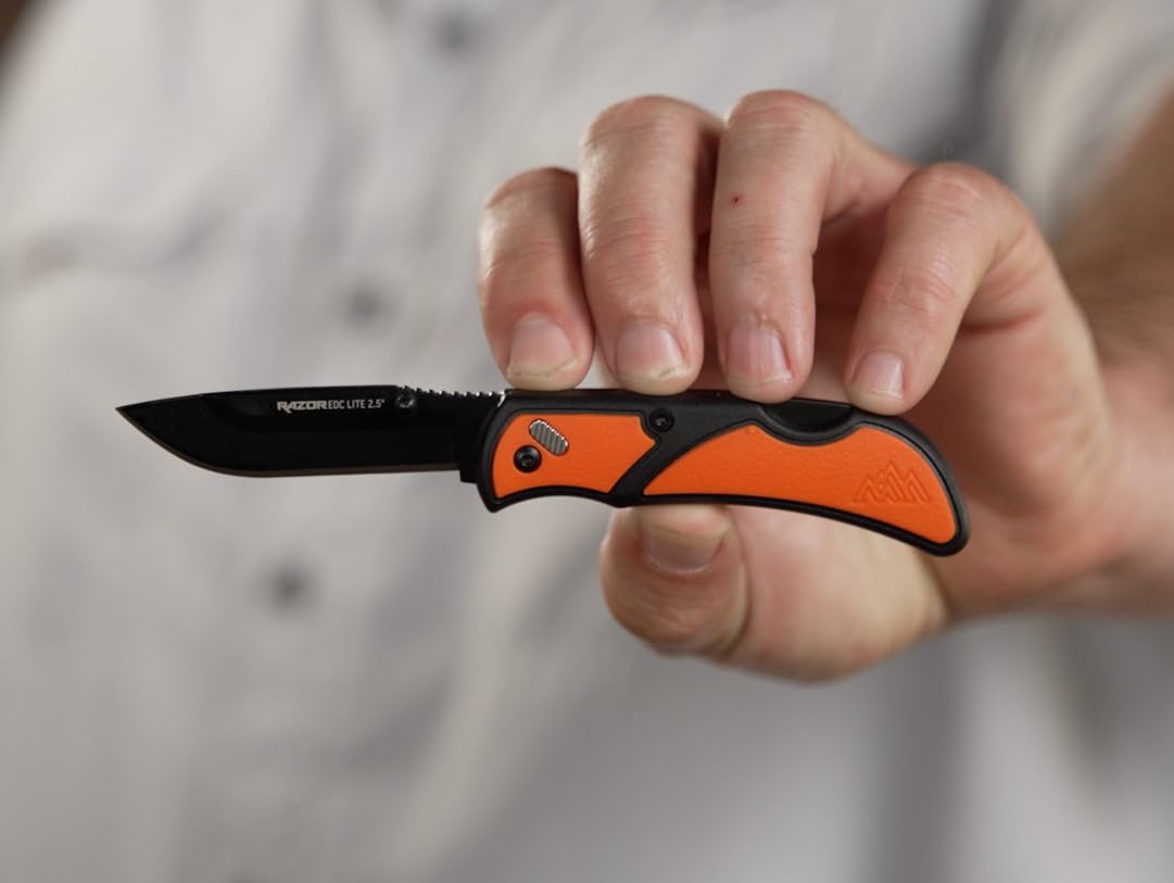 OUTDOOR EDGE Razor EDC Lite Folding Pocket Knife with Clip | Compact 2.5β Replaceable Blade Knife with RazorSafe Blades | Perfect Small Knife for Men, Women, Work & Camping (Green, 2 Black Blades)