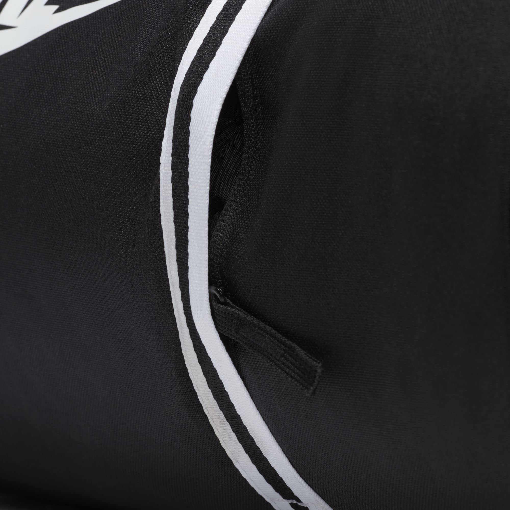 Nike Swoosh Unisex Heritage Duffel Bag - Black/White - DQ7611-010