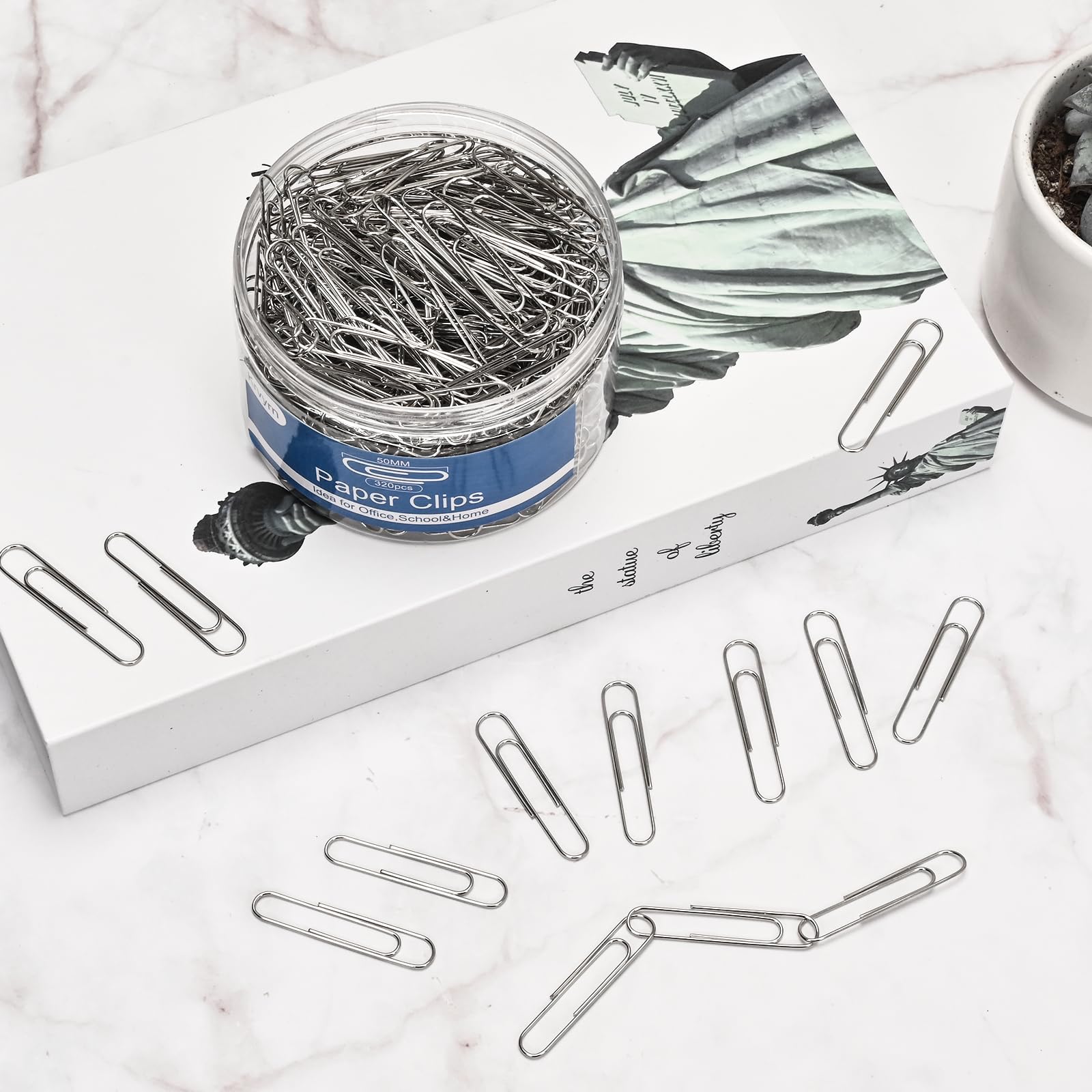 Paper Clips,Paper Clip,700 Pcs Paperclips Assorted Sizes,Large Medium Small Paper Clips Ideal for Paperwork, School,Home and Office Supplies.