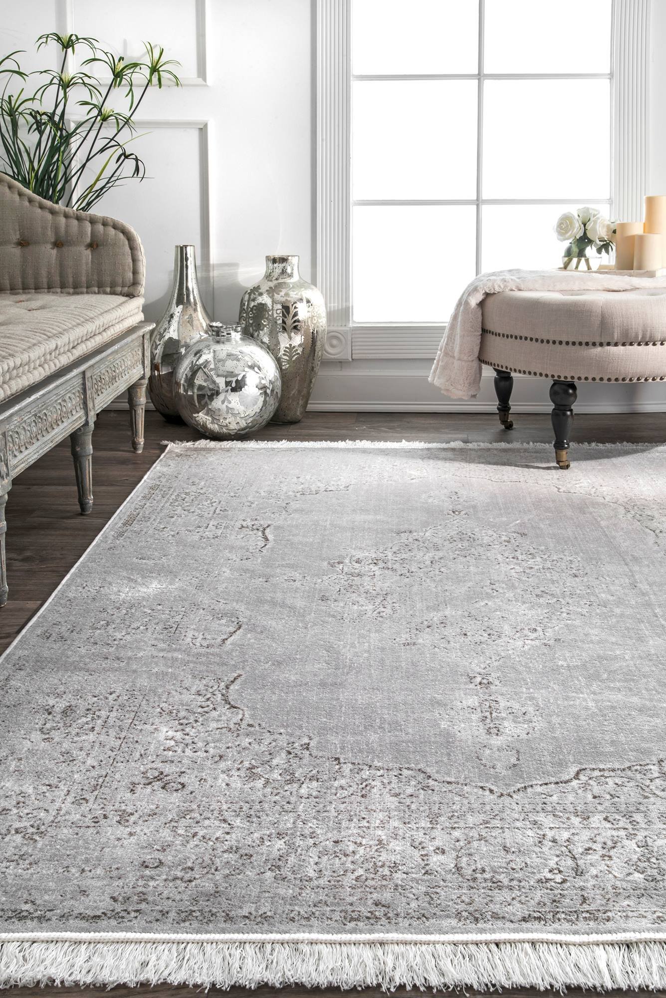 nuLOOM Cantrell Vintage Medallion Area Rug , 9' x 12', Silver, Rectangular