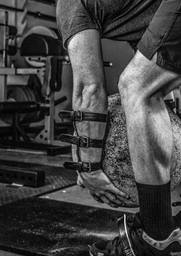 SERIOUS STEEL FITNESS Stone Sleeves | Strongman Atlas Stone Sleeves (X-Large - 13" - 16")