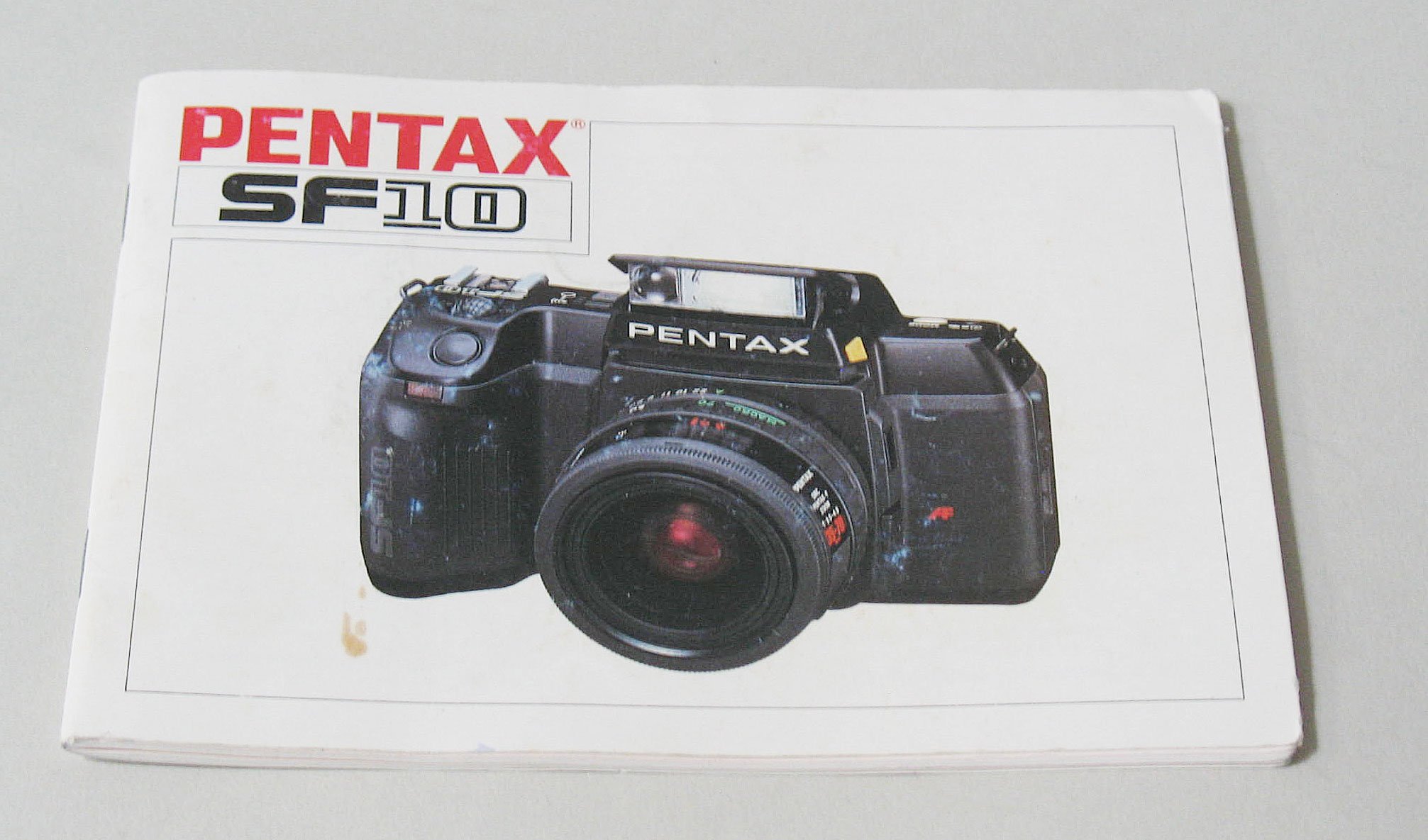 Pentax SF10 kit - Includes: 35mm film camera and Takumar 28-80 lens
