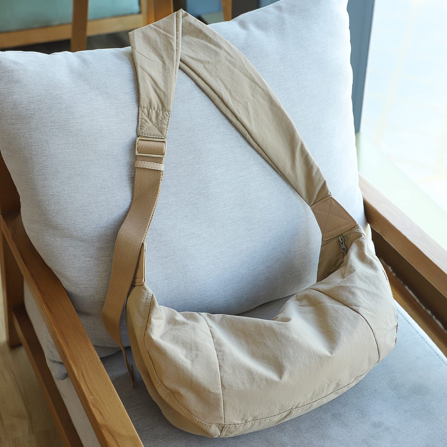 Yrarbil Large Nylon Crescent Crossbody Bag, Casual Hobo Bag Shoulder Bag for Women Men Adjustable Strap Shoulder Bag(Khaki)