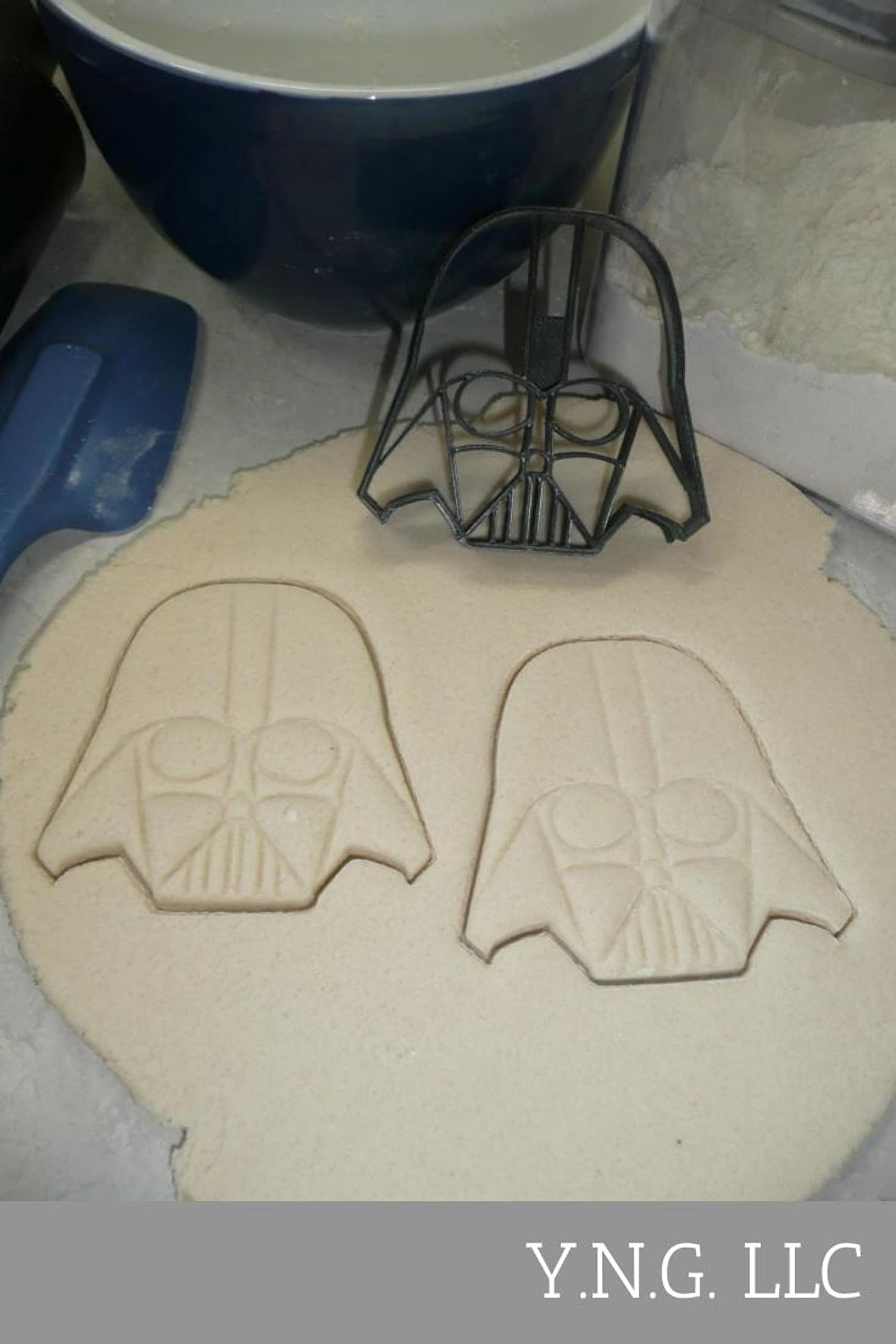 YNG DARTH VADER HEAD HELMET STAR WARS MOVIE CHARACTER COOKIE CUTTER 3D PRINTED MADE IN USA PR4131 Black