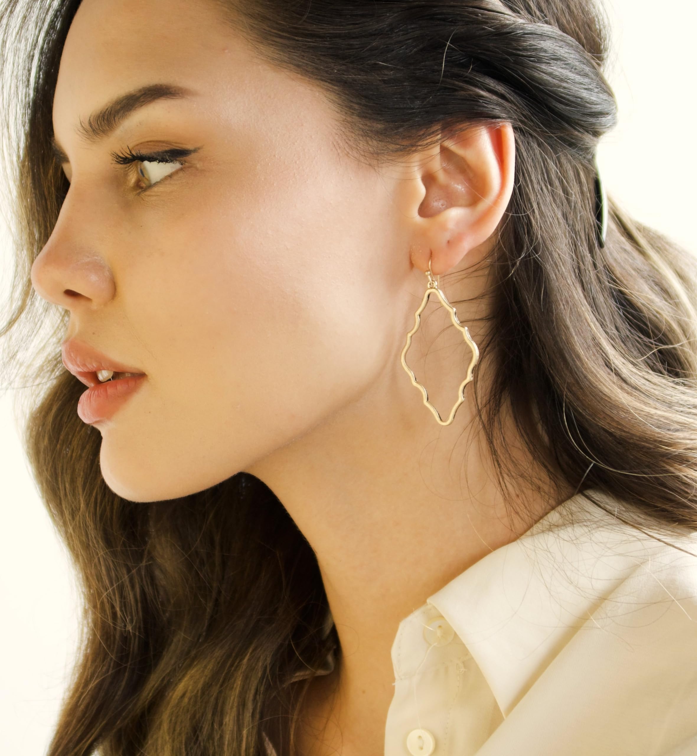 POMINA Lightweight Simple Basic Geometric Gold Dangle Drop Earrings Open Gold Teardrop Earrings for Women (A) Worn Gold)