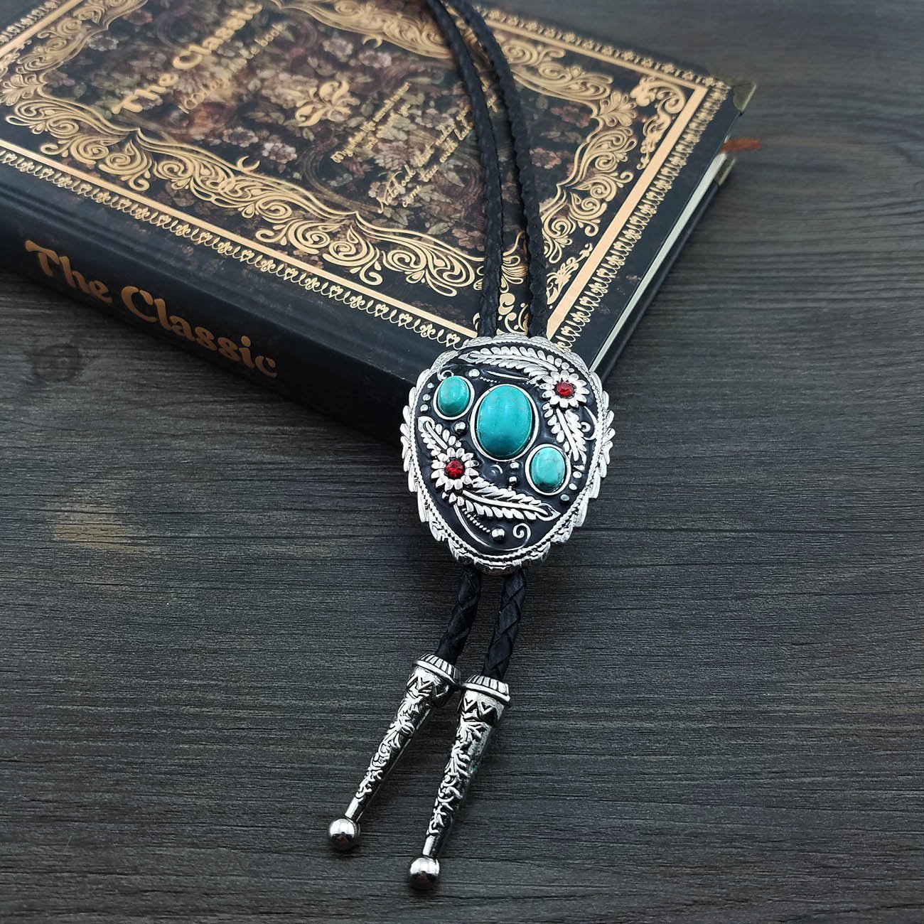 QUKE Blue Natural Turquoise Flower Pattern Bolo Tie Western Cowboy Vintage Handmade Genunie Leather