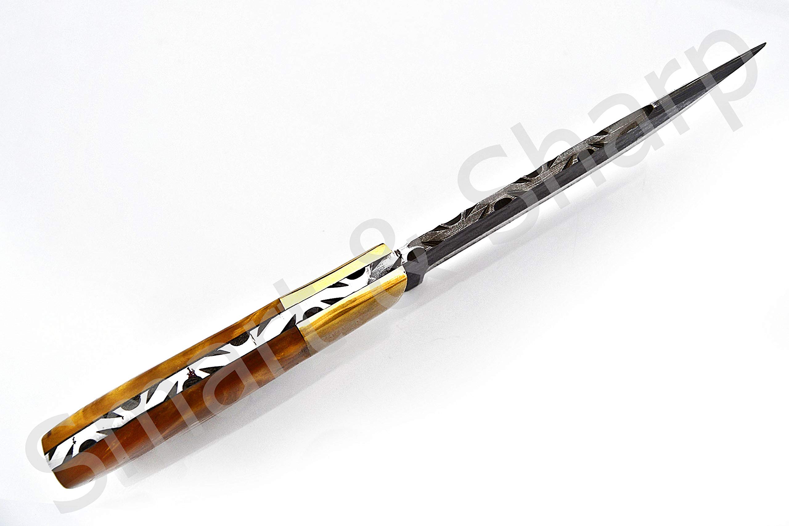 Smart & Sharp Custom Handmade Damascus Steel Hunting Knife/Skinning Knife AA-17235 (Beautiful Yellow & Brown Resin)