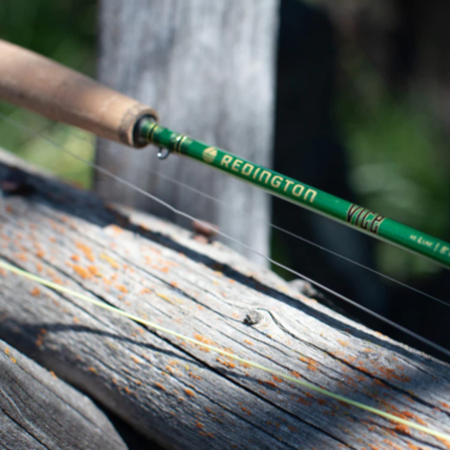 Redington Crosswater Fly Fishing Rod with Bag. 4 Pieces, 8 WT 9-Foot