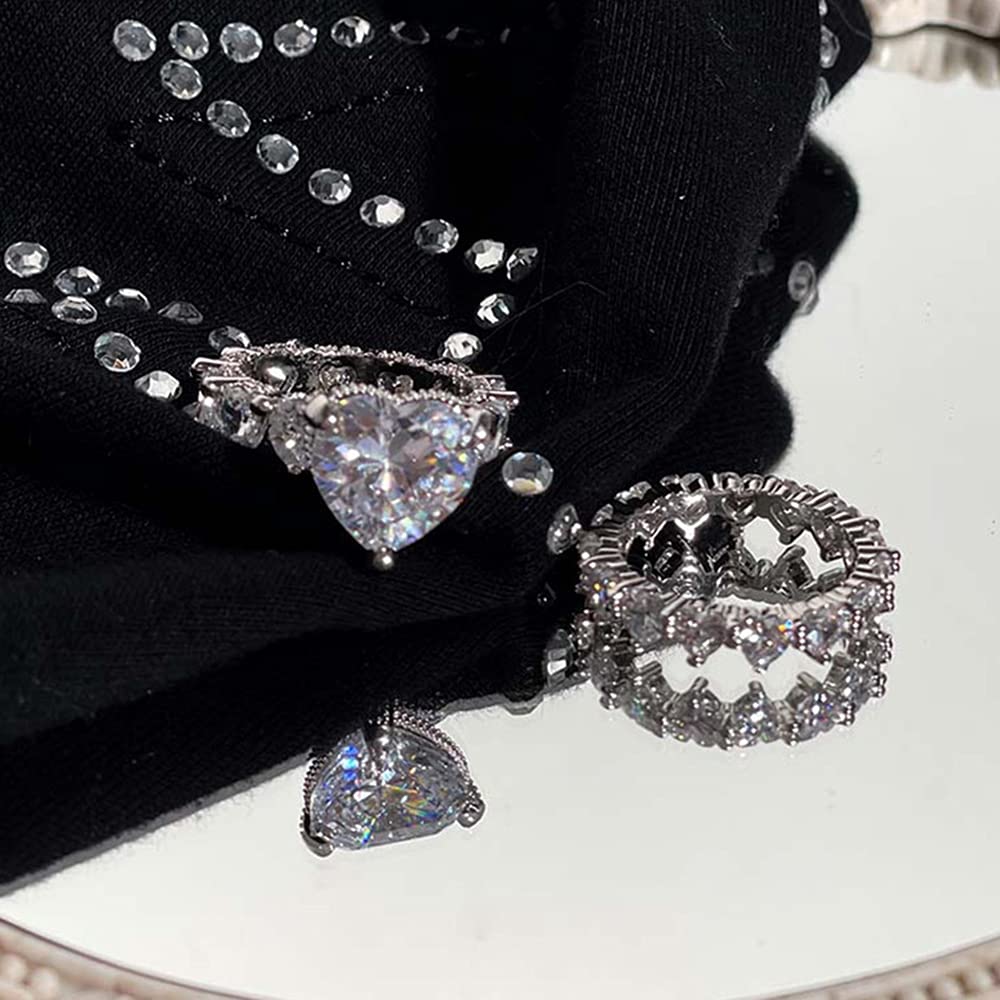 Wiwpar Fashion Heart Rhinestone Rings Set for Women 2PCS Stackable Ring Sparkly Heart Rhinestone Ring