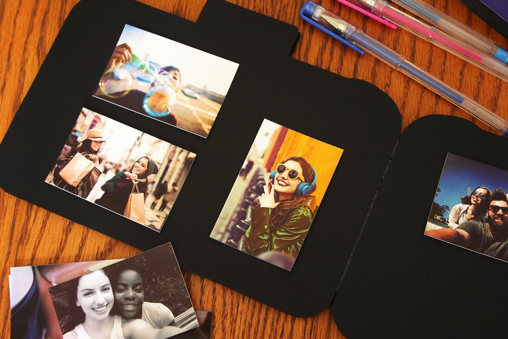 Polaroid Snap Themed Scrapbook Photo Album for 2x3 Photo Paper Pojects (Snap, Zip, Z2300) - Purple