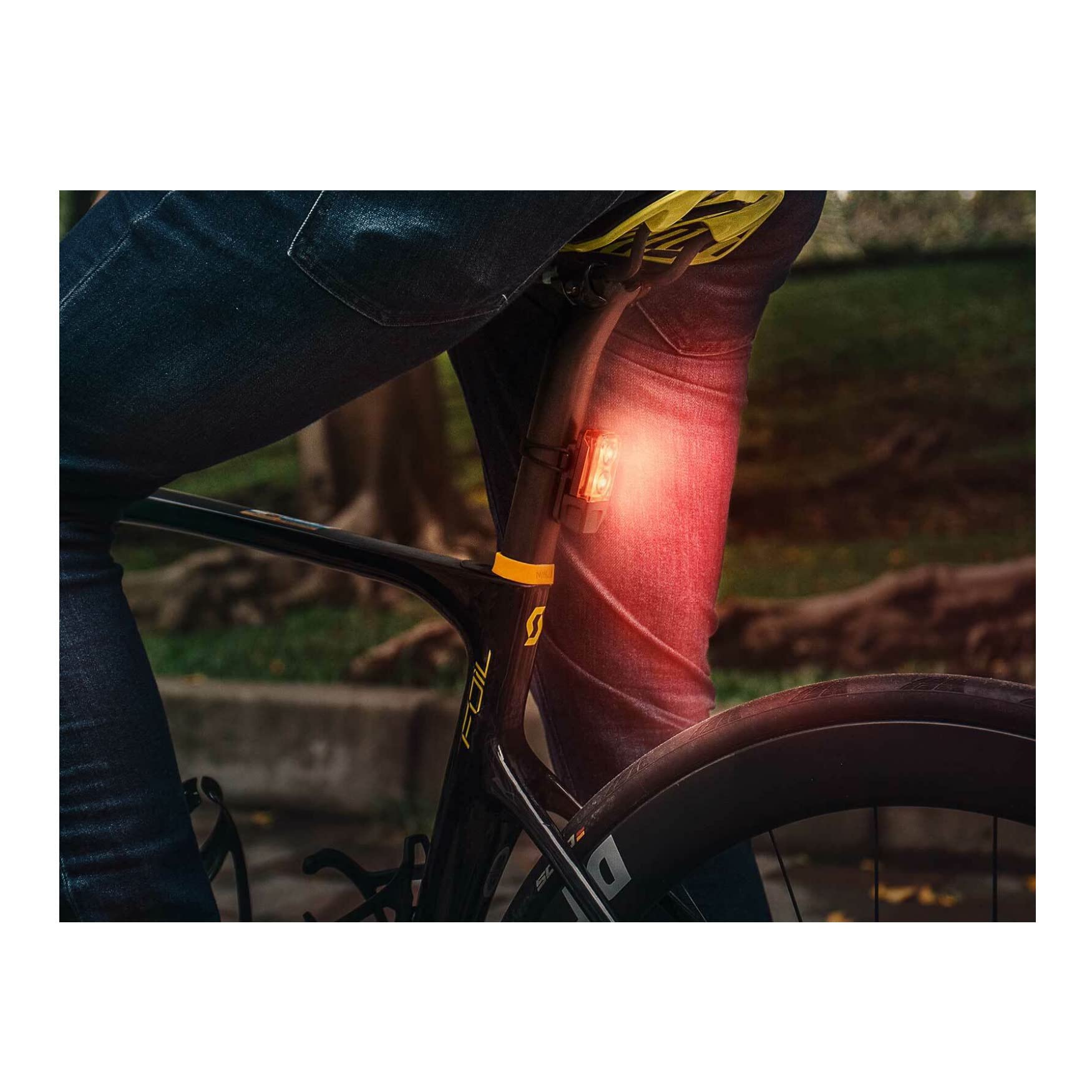 Topeak PowerLux USB Combination Light Set Bundle with Bulldog STD Bike U-Lock (2 Items)